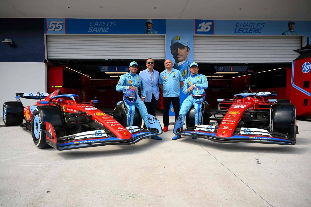 Une Ferrari bleue pour le Grand Prix de F1 de Miami - TVA Sports