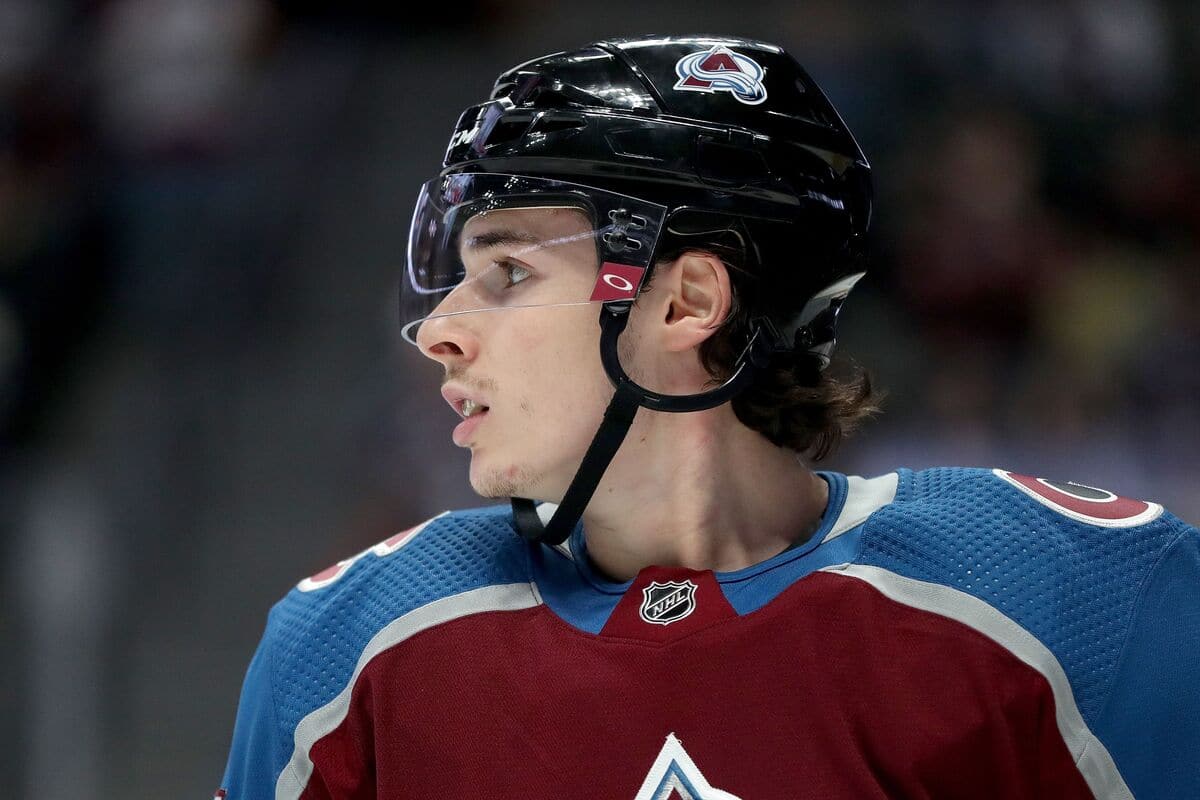 Ryan Graves reste au Colorado | Le Journal de Montréal