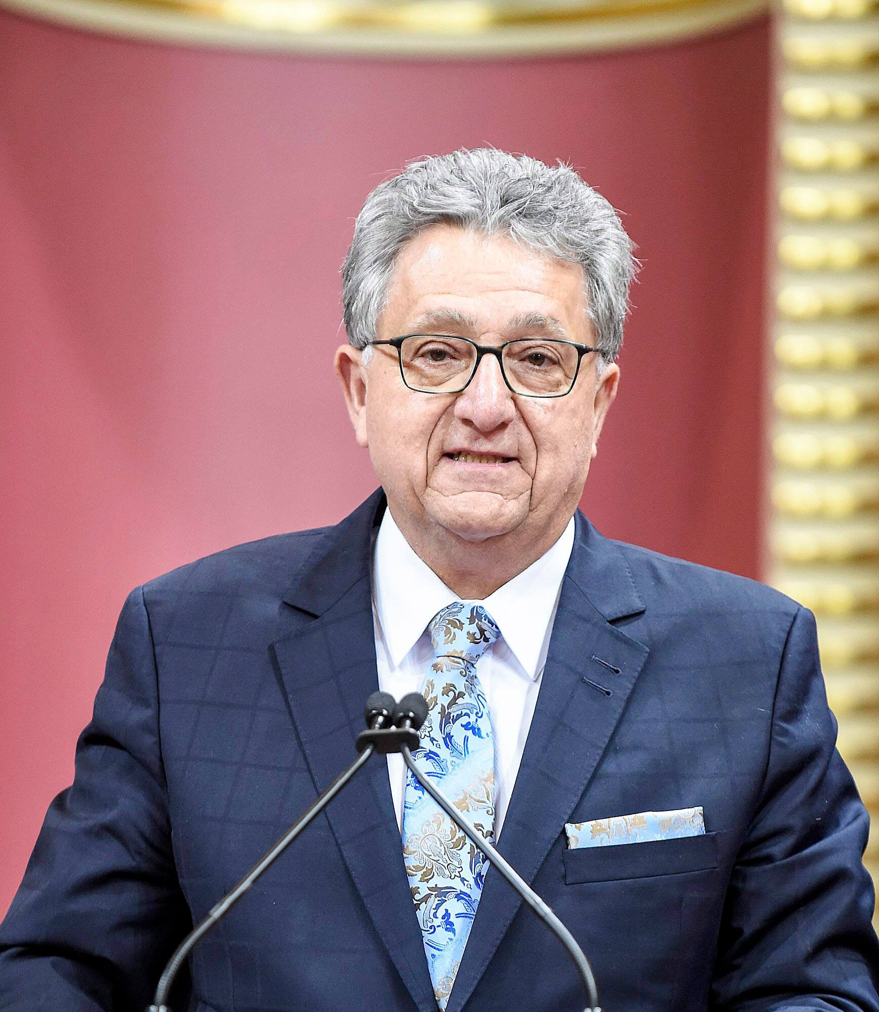 Un député libéral agressé par deux jeunes à Laval | JDM