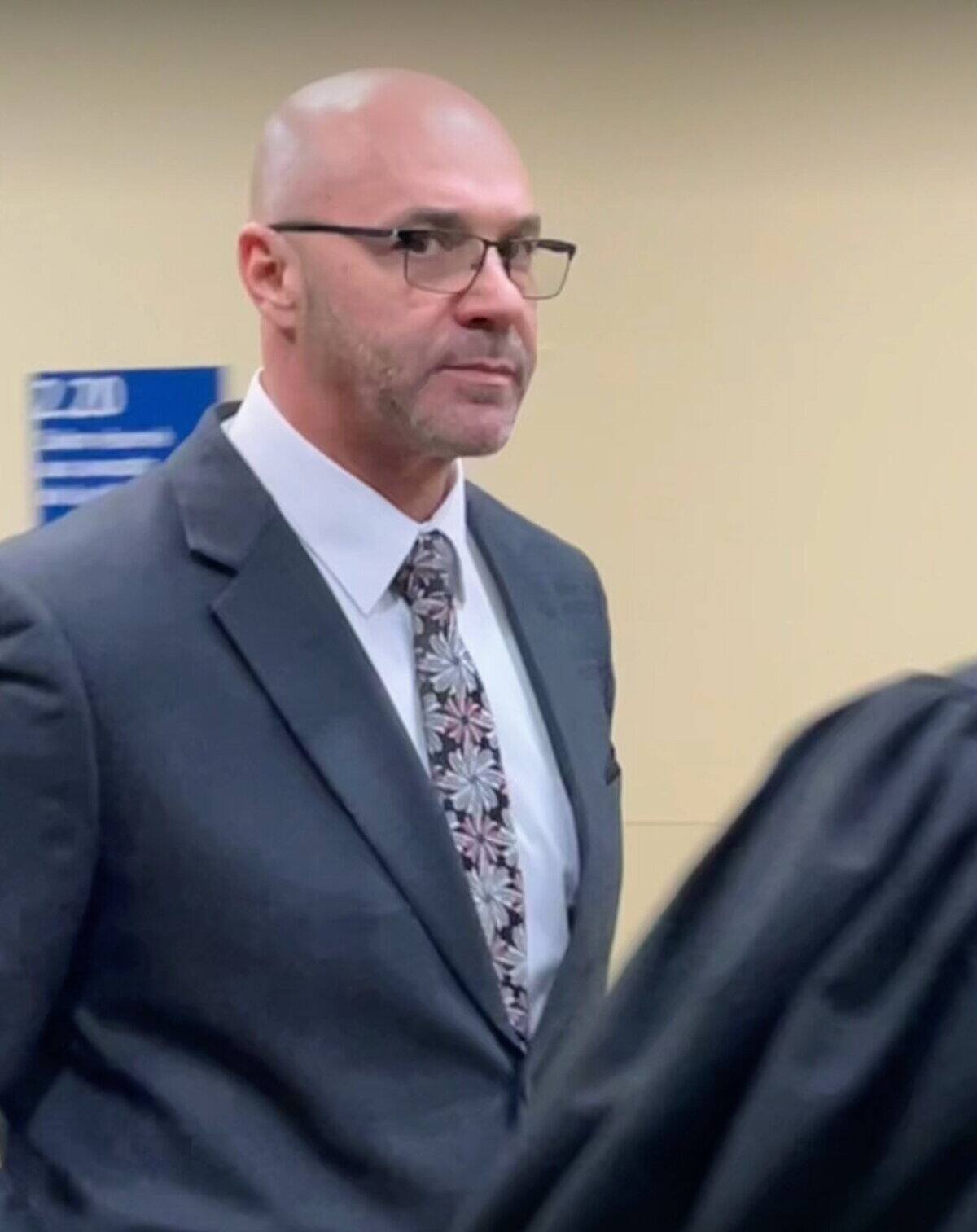 Aller dans la chambre où dormait la présumée victime était un «piège à cons», avait prévenu un ...