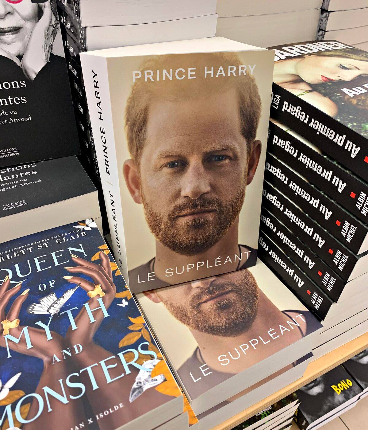 Autobiographie du Prince Harry: Richard Martineau vous raconte une histoire | TVA Nouvelles