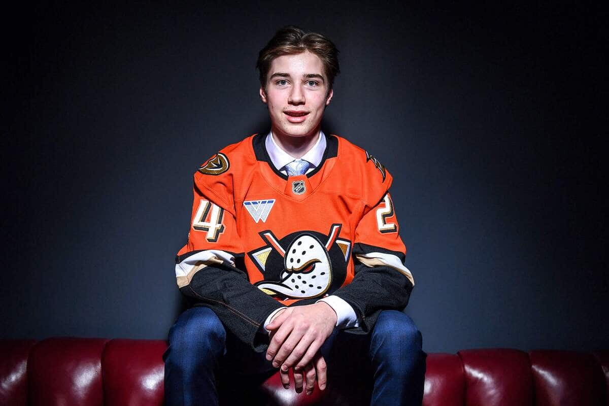 La porte d’ÉCJ s’ouvre à Sennecke, mais pas à Hage | JDM