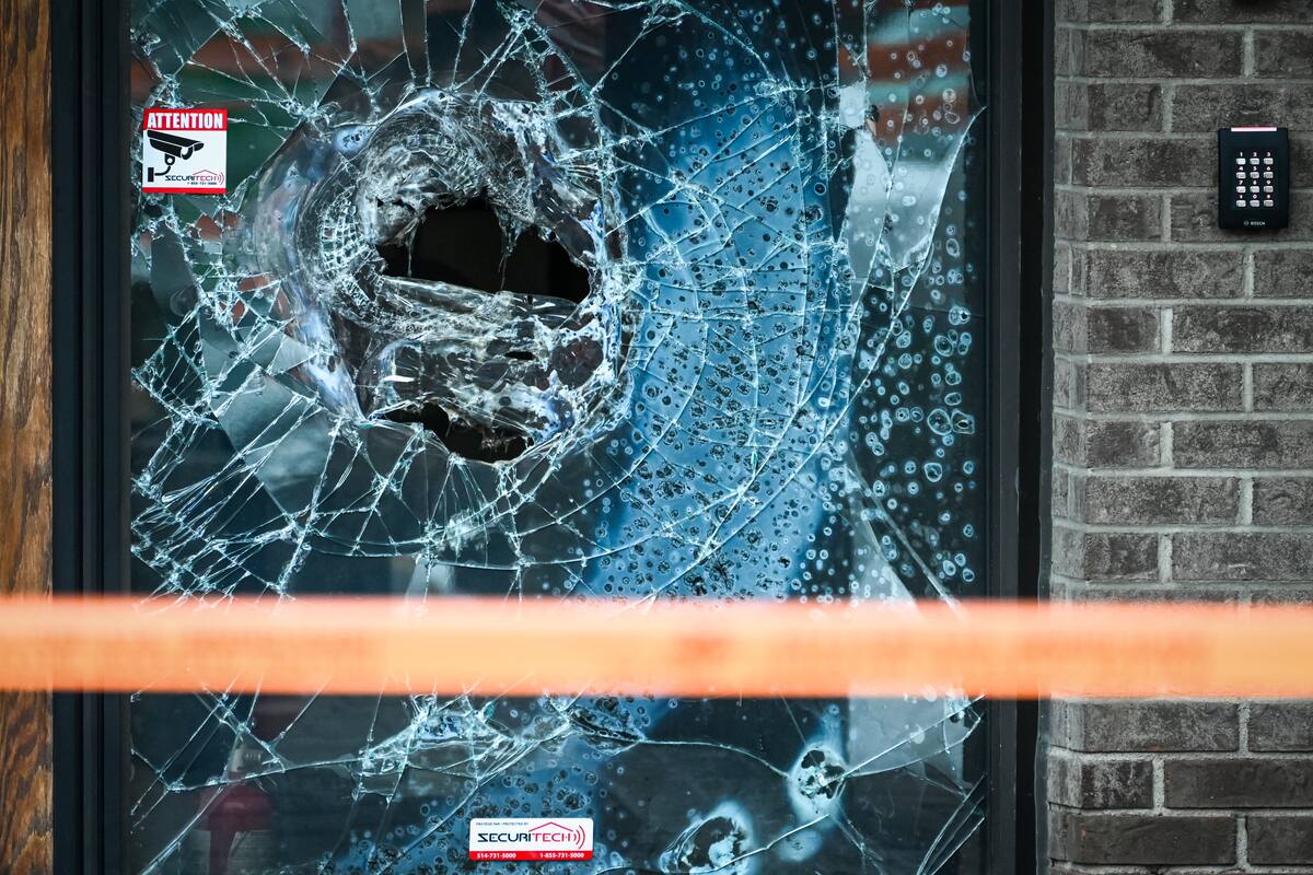 «On est indignés»: une synagogue ciblée par un incendie criminel à ...