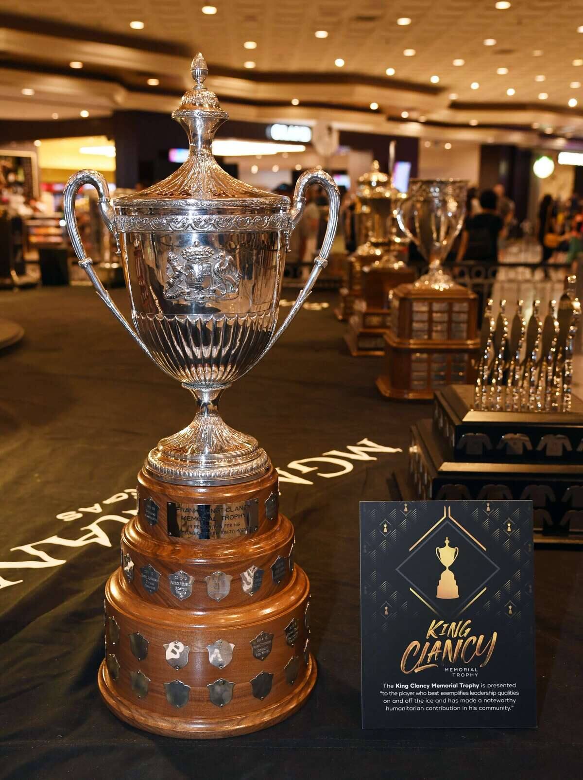 LNH : voici les finalistes à l’obtention du trophée King-Clancy | JDM