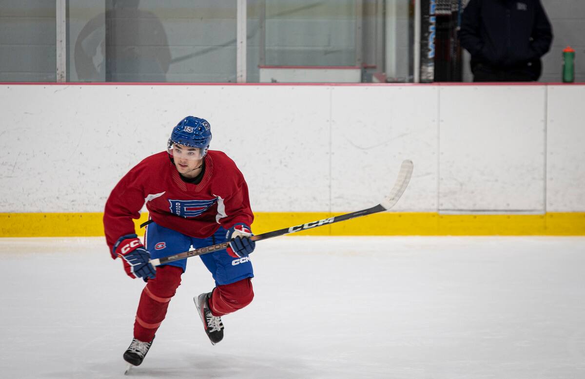 L’initiation de Sean Farrell: un mois de hockey en sept jours - TVA Sports