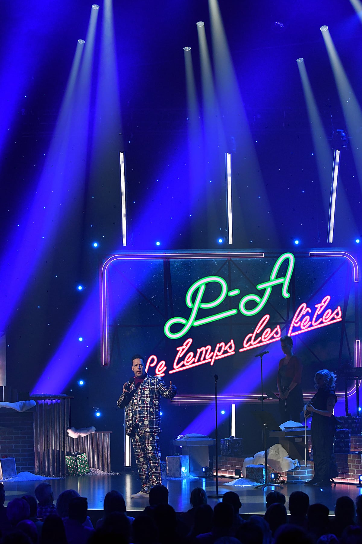 P-A Méthot et ses invités au Théâtre Capitole: un party de Noël comme ...