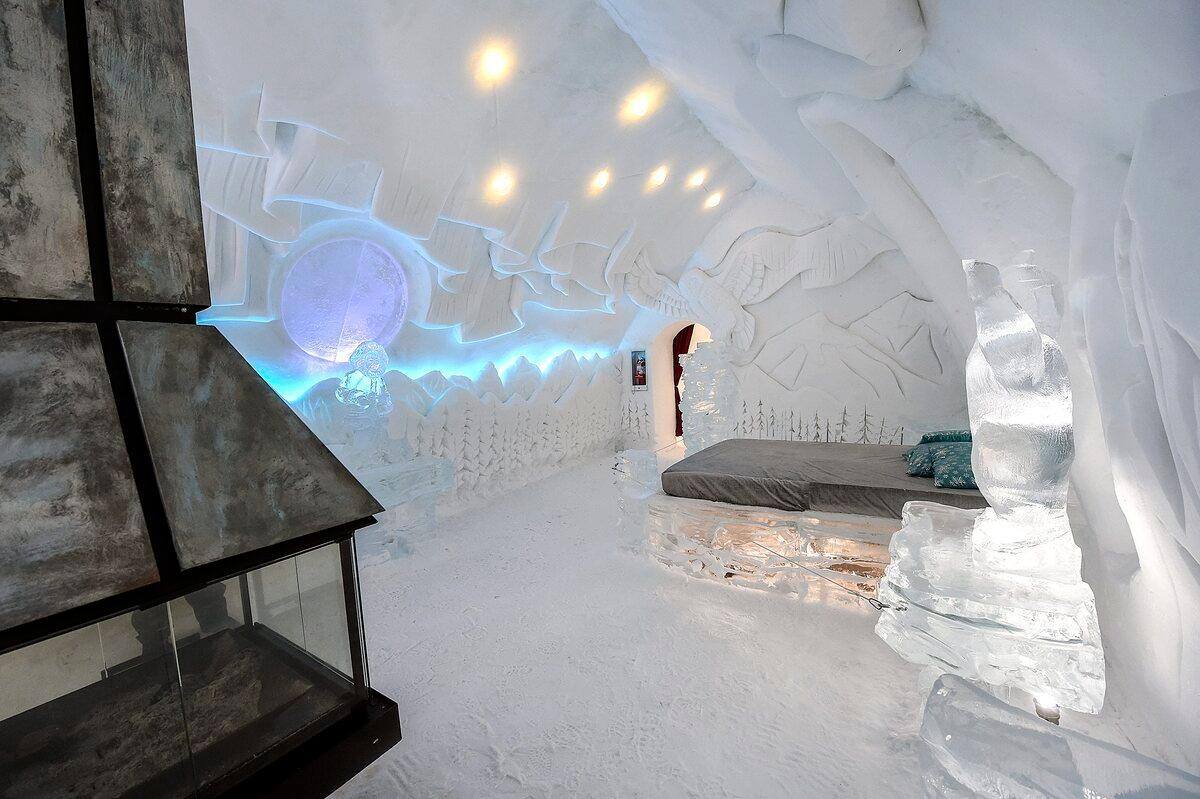 [PHOTOS] L’Hôtel de glace fait le plein de curieux | JDQ