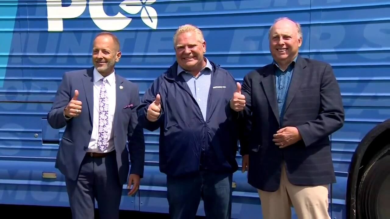 Doug Ford grand favori à sa succession | TVA Nouvelles