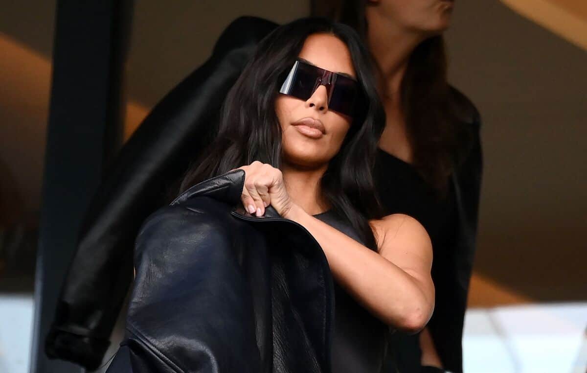 Kim Kardashian a un nouvel homme mystérieux dans sa vie | JDM