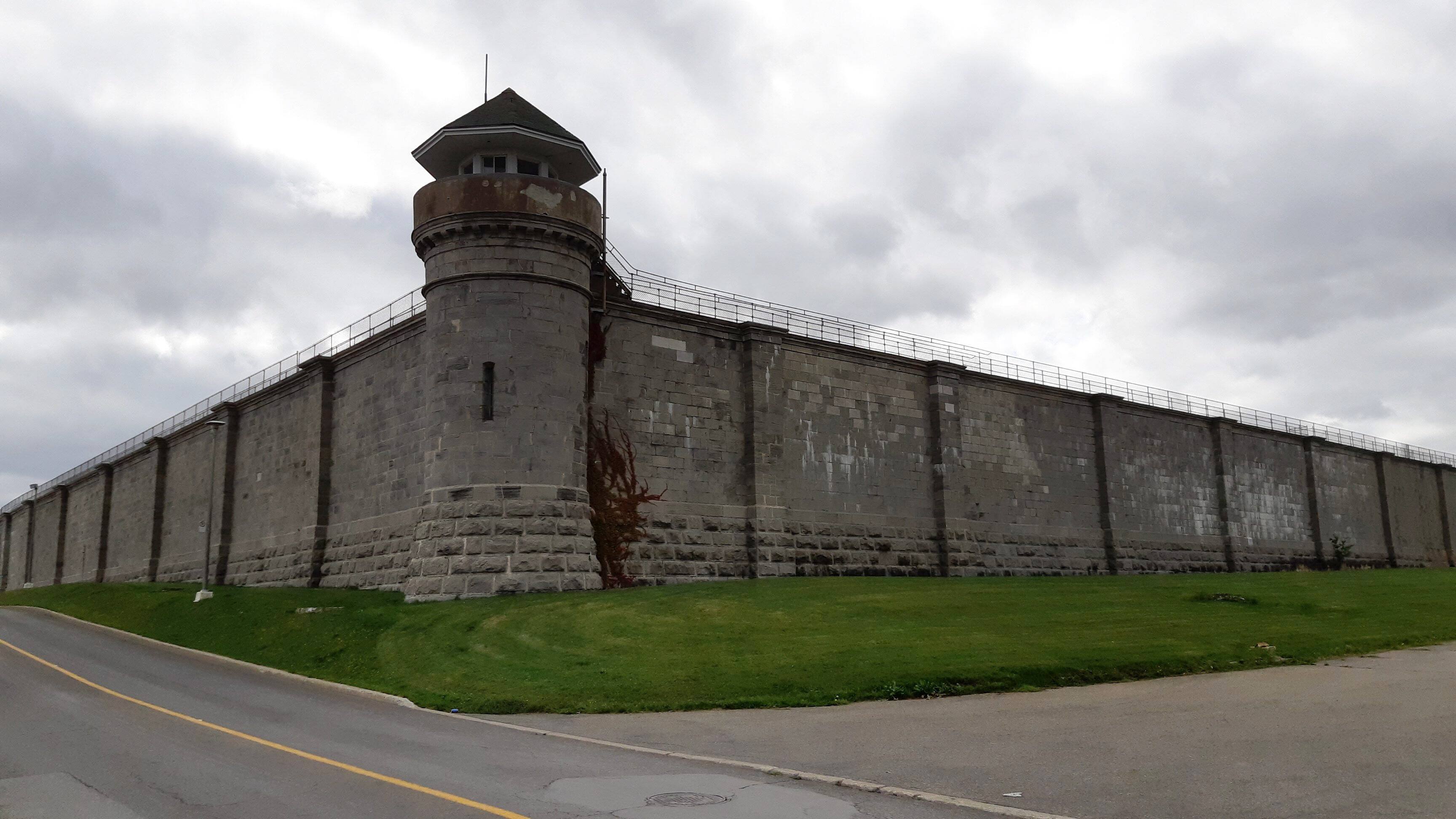 Ottawa veut convertir une ancienne prison de Laval en logements | JDQ