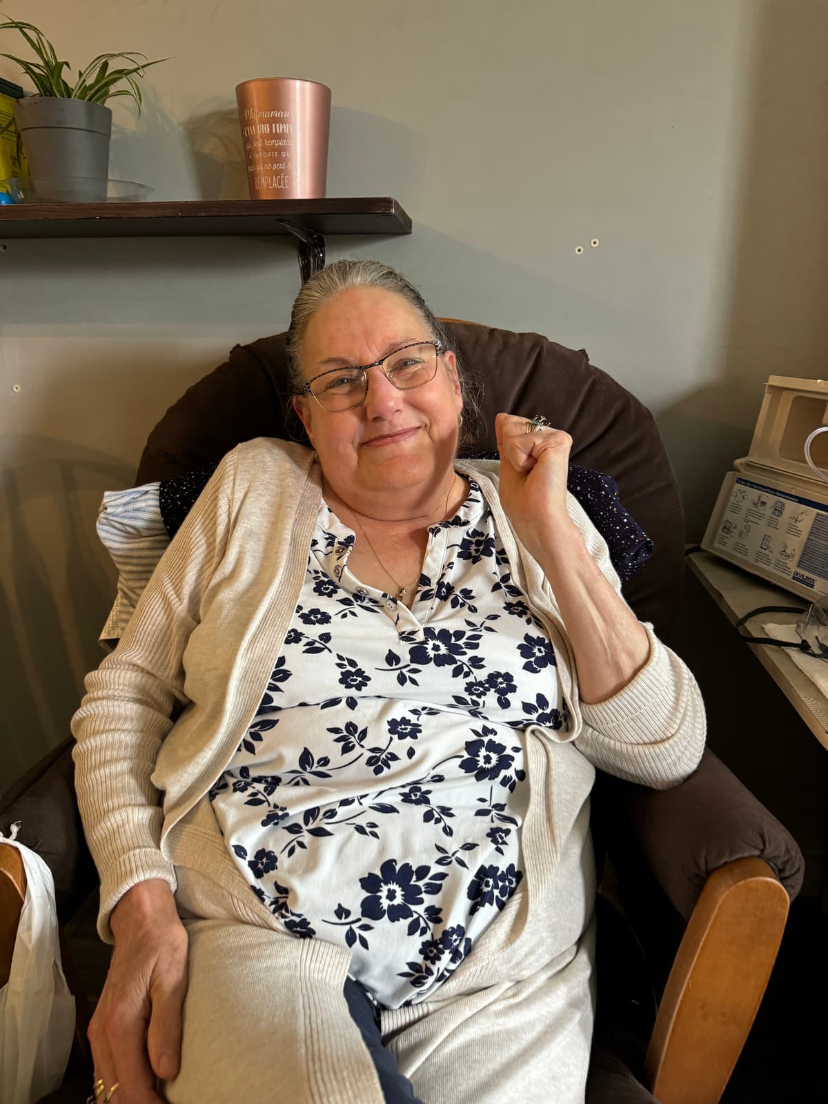 Cinq fois miraculée: une dame de 63 ans «carbure à l’amour» de sa ...