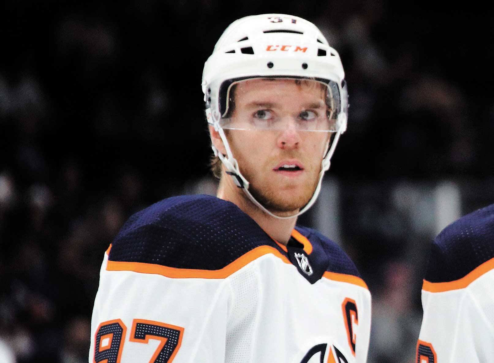 Un baptême avec McDavid | Le Journal de Montréal