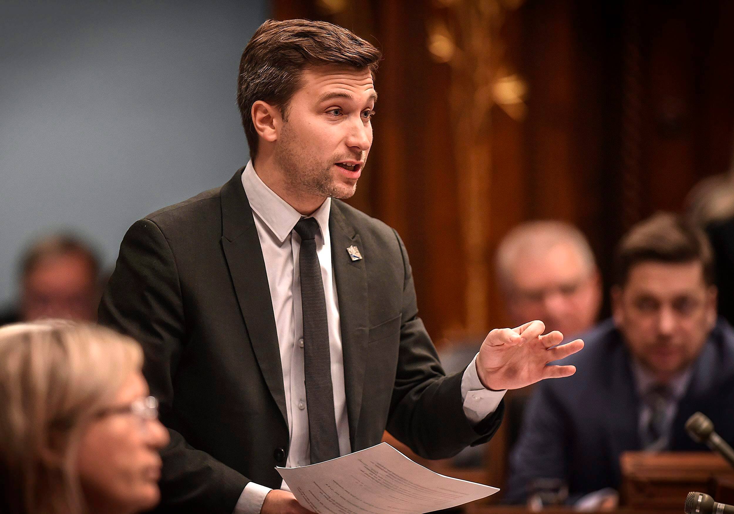 Des carrés rouges jusqu'à Québec solidaire: Gabriel Nadeau-Dubois en 10 ...