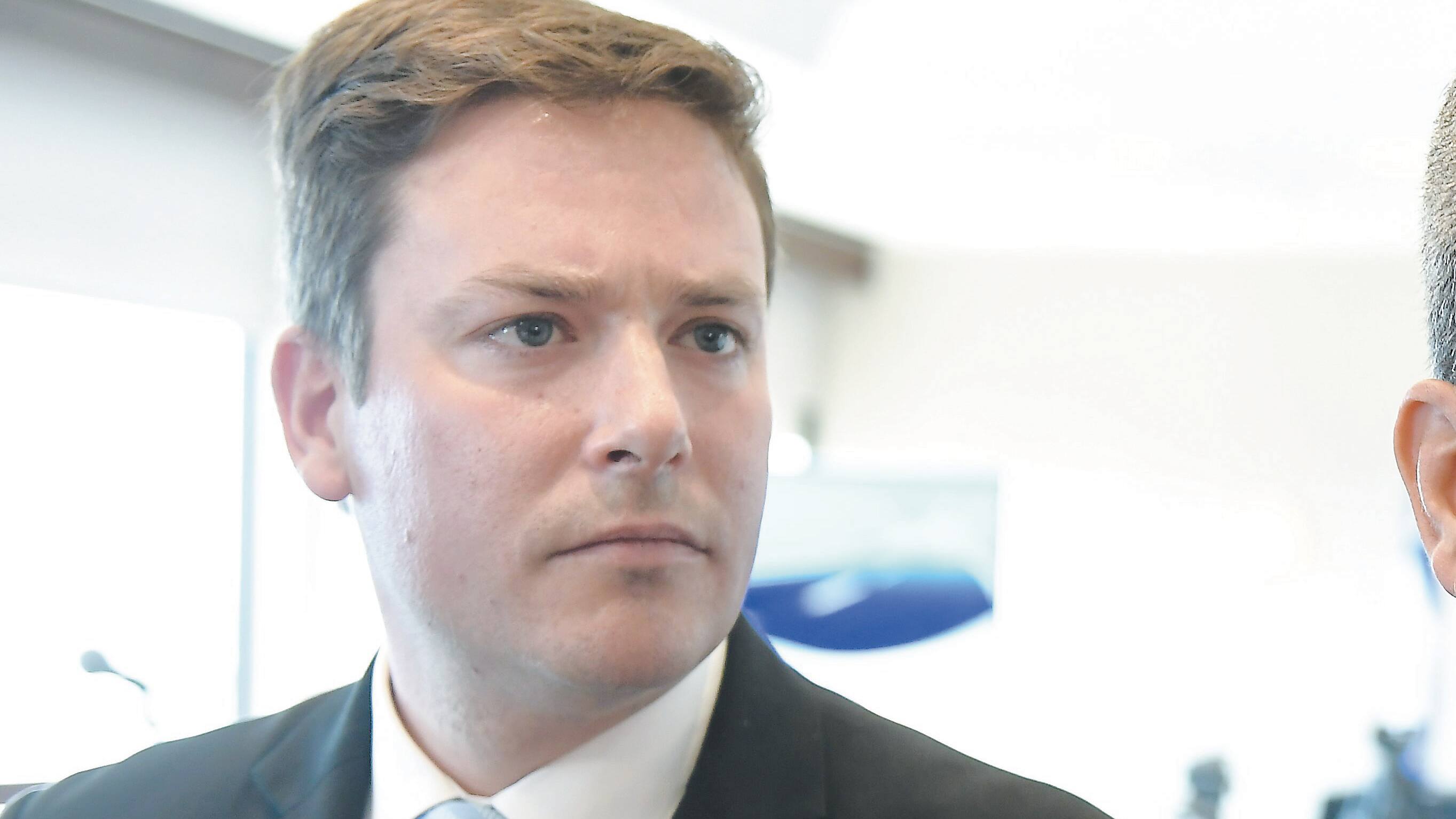 Chefferie du Parti conservateur: l’ex-député Alupa Clarke présidera la ...