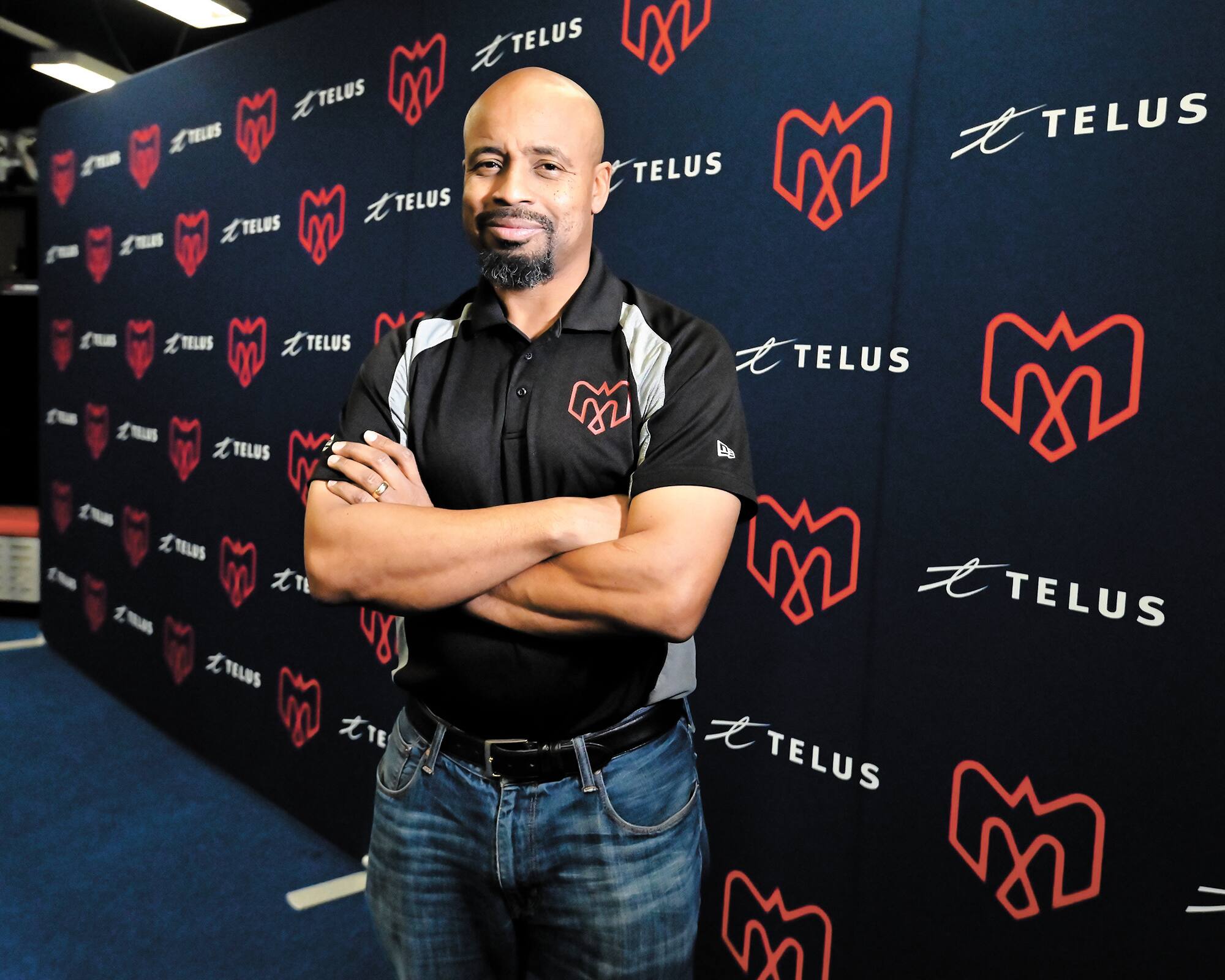 Jones continue sa préparation de chez lui | JDM