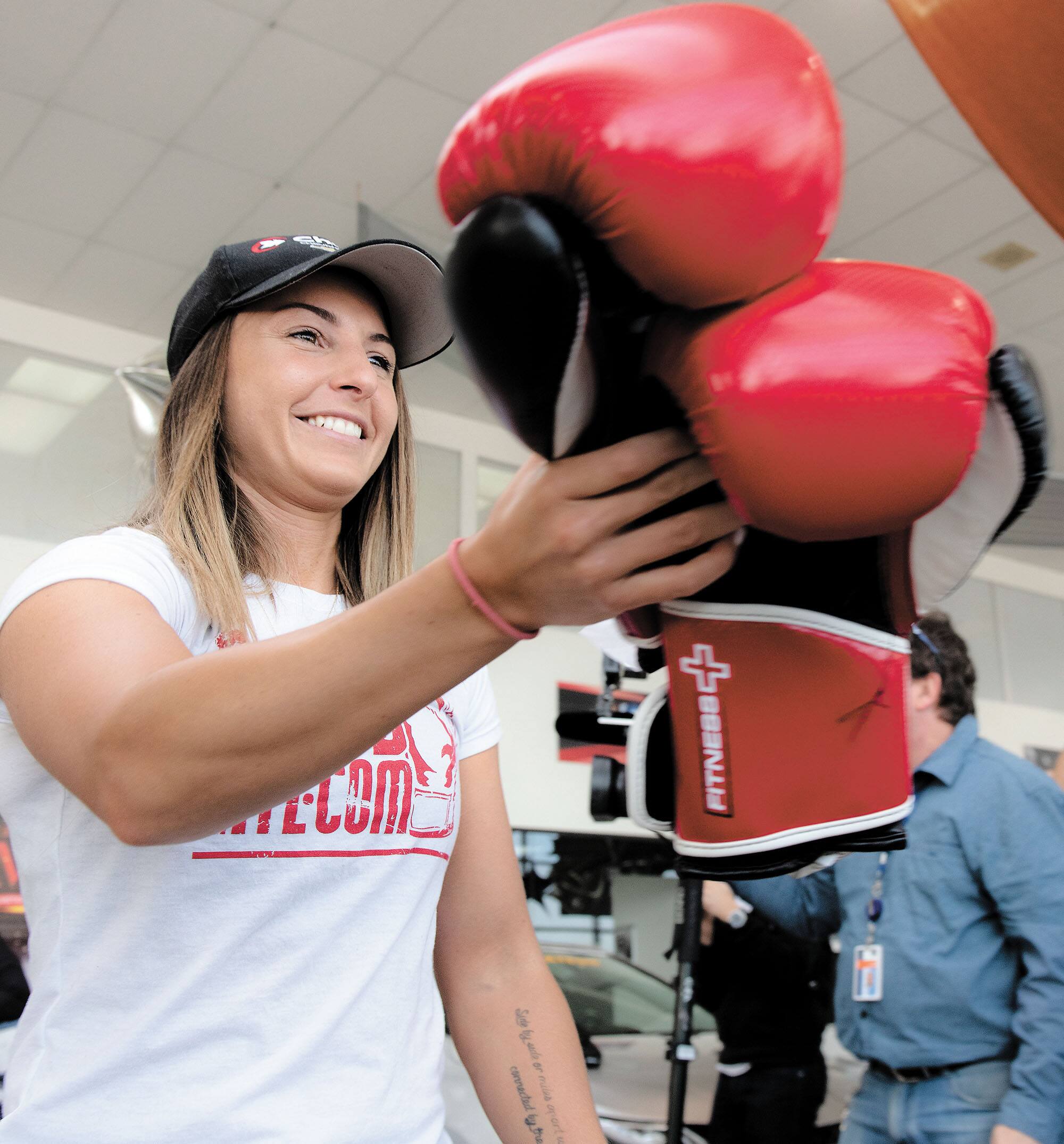 Kim Clavel signe avec GYM | Le Journal de Montréal