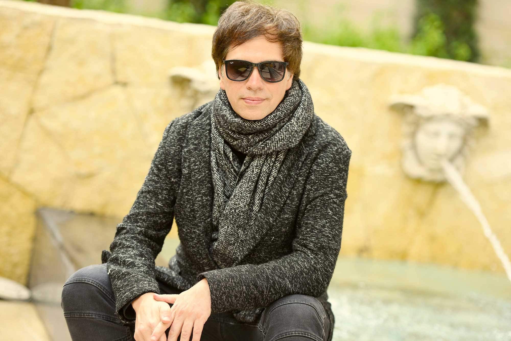 Steve Barakatt plonge dans les contrastes de la vie | JDQ