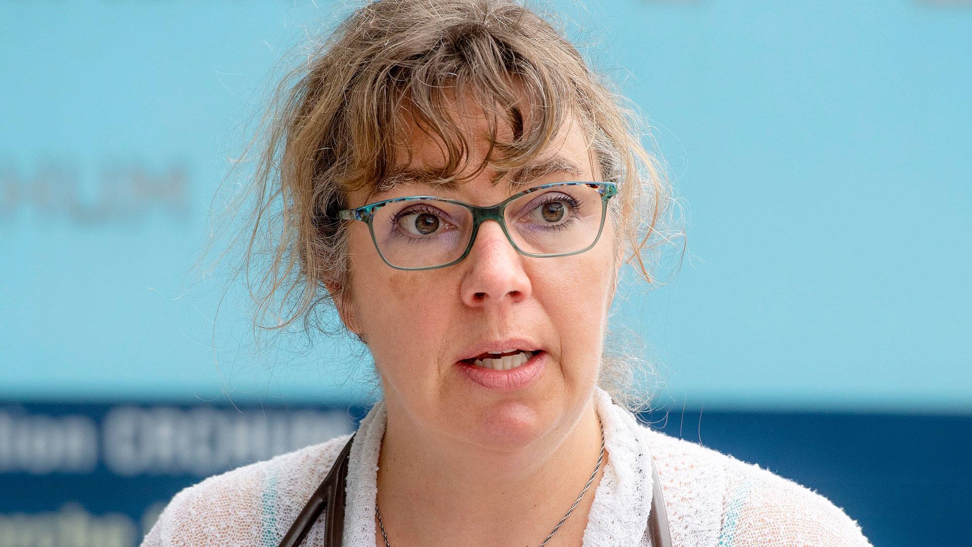 Pression pour reconfiner Montréal | Le Journal de Québec