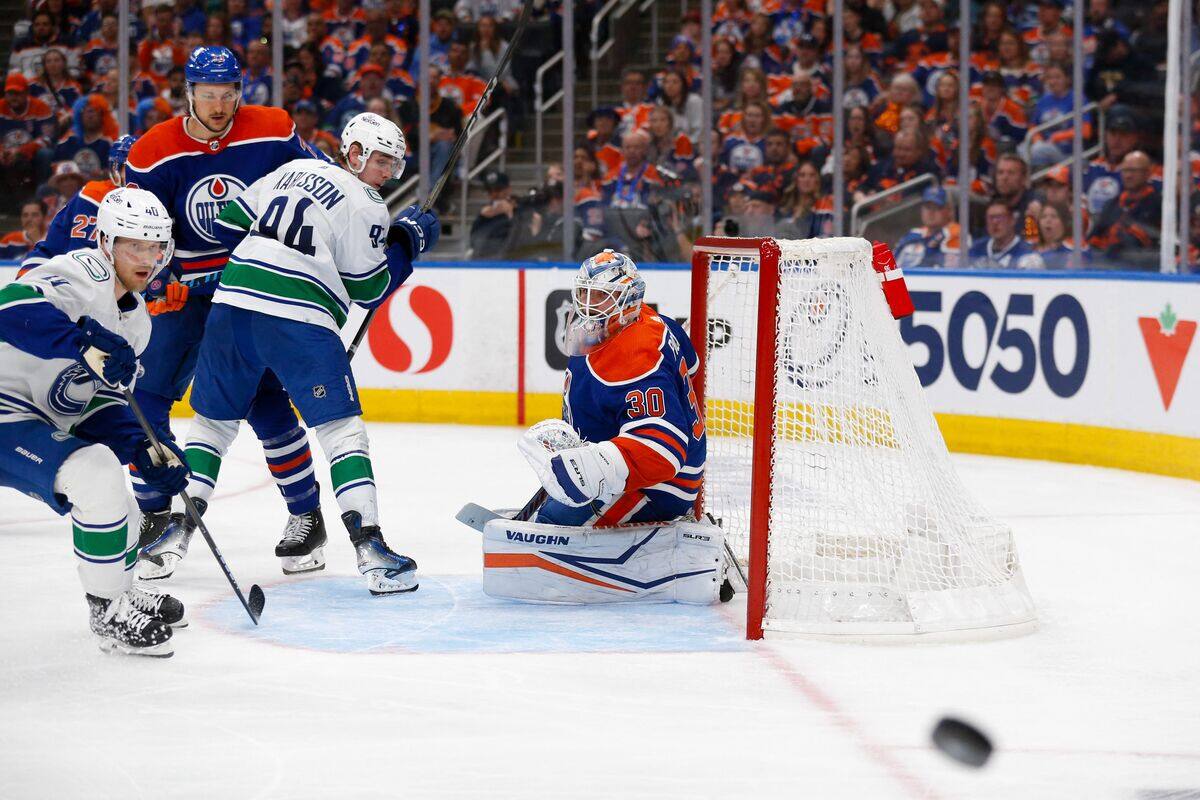 Les Oilers feront confiance à Calvin Pickard pour le quatrième match de ...