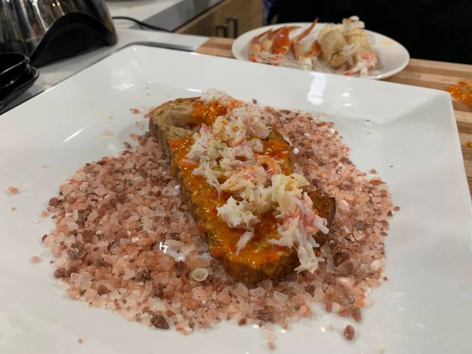 Pan con tomate au crabe | Salut Bonjour