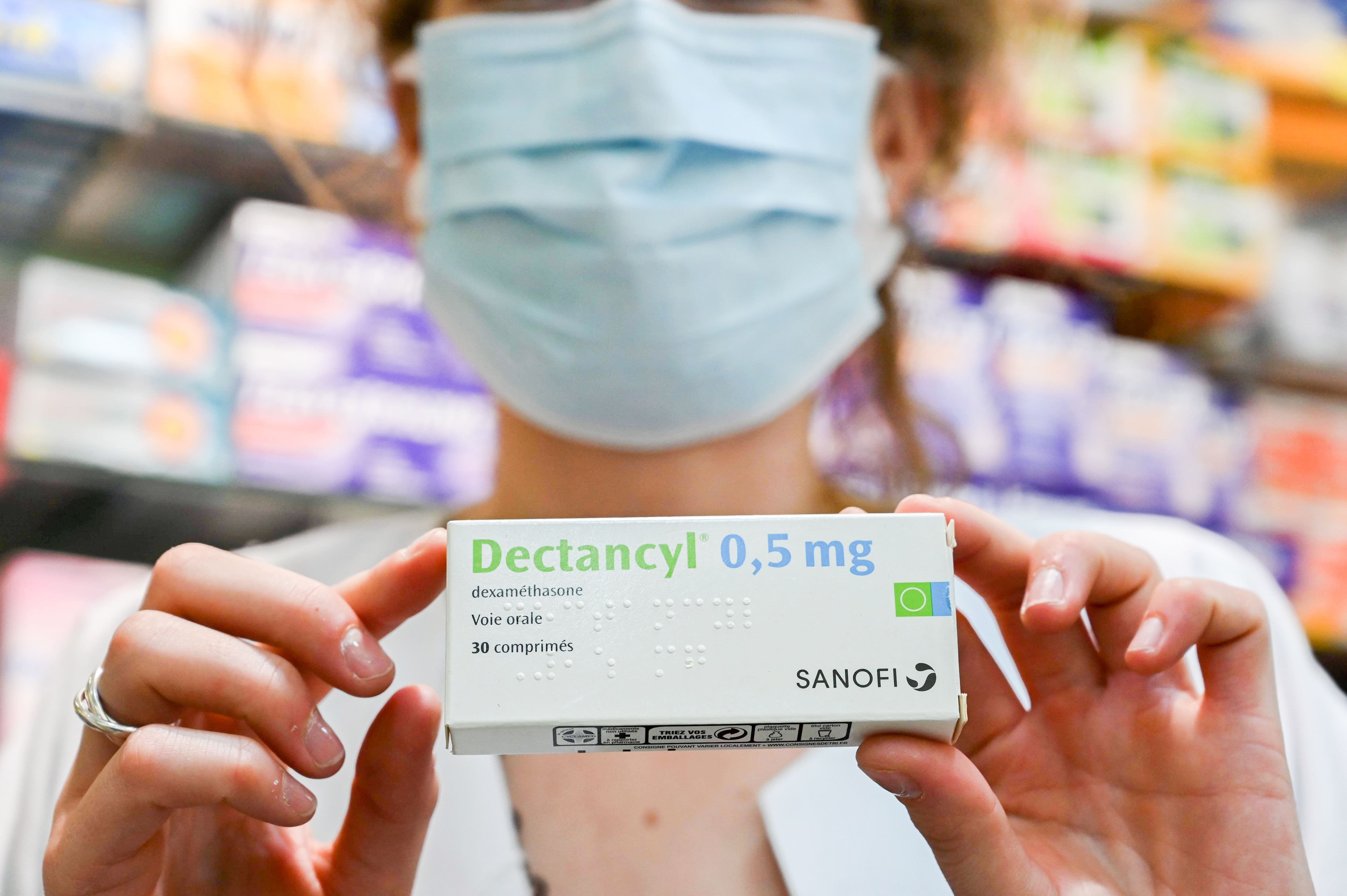 COVID-19: des avancées majeures pour trouver des médicaments ...