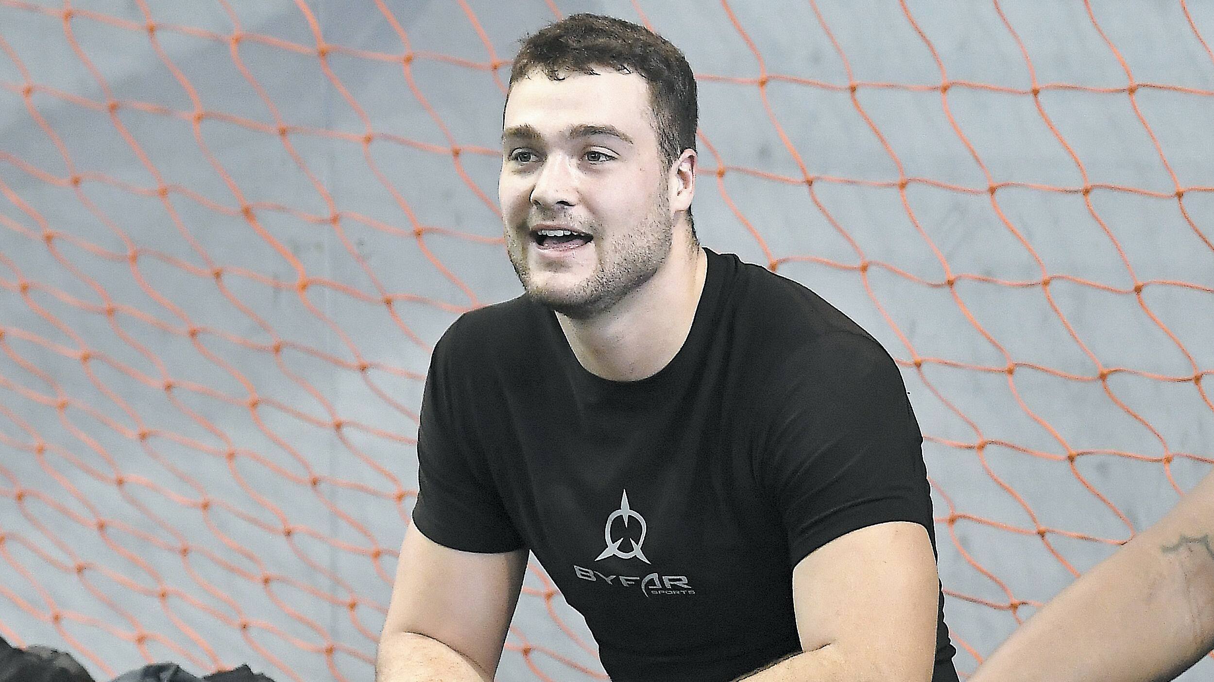 Adam Auclair se joint aux Pionniers | Le Journal de Québec