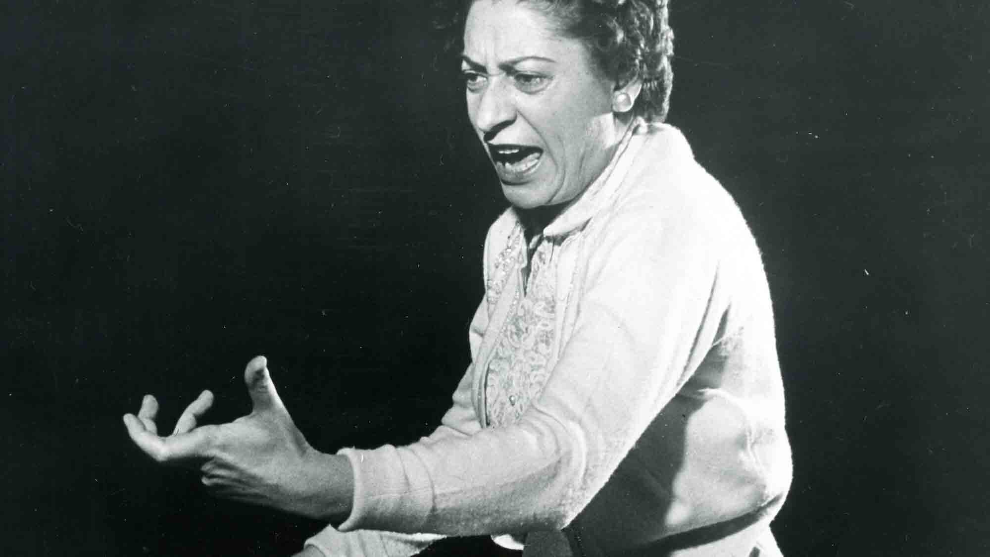 Ethel Stark: une Montréalaise crée le premier orchestre entièrement ...
