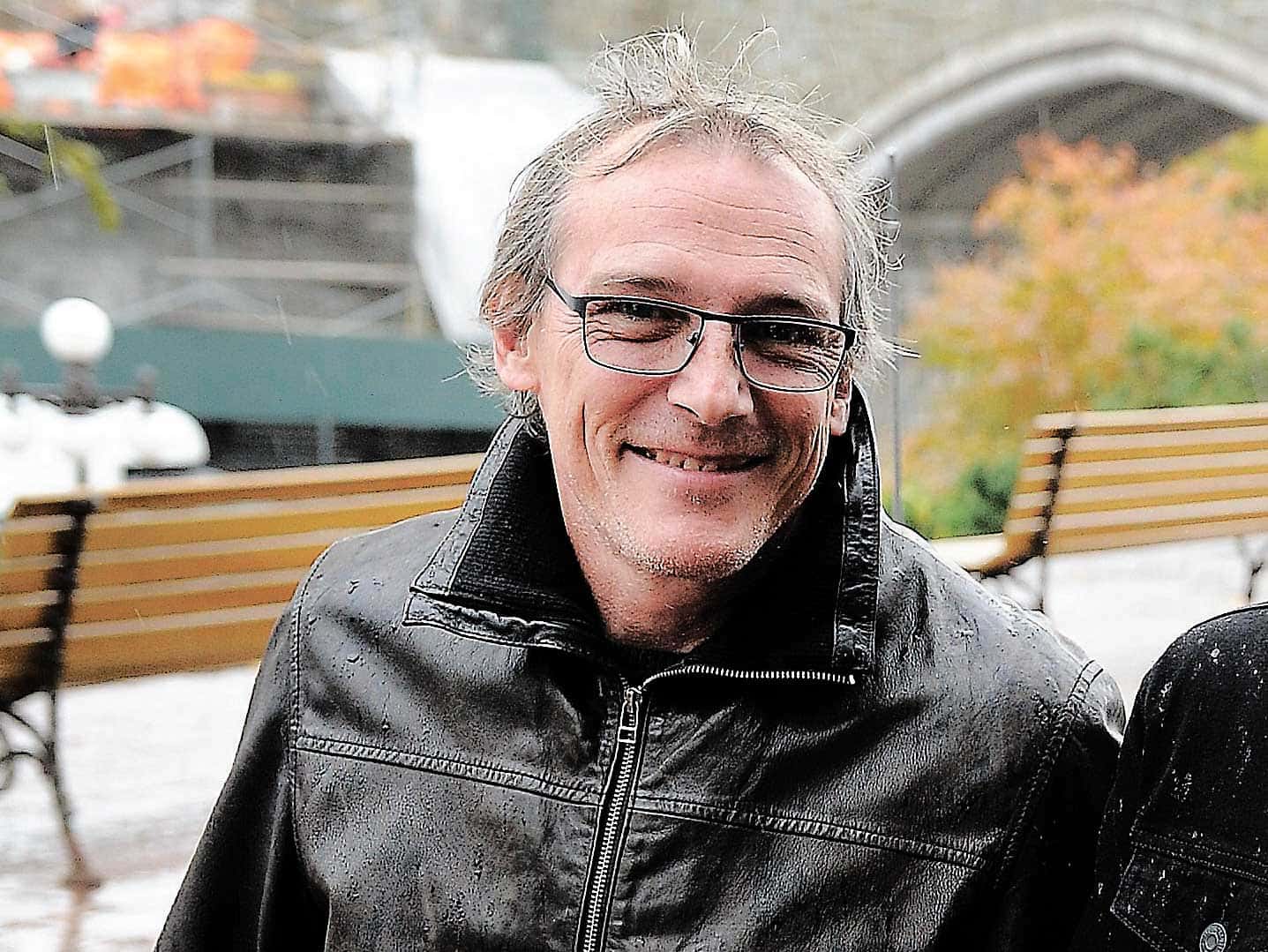 Hommage à Louis Bélanger | Le Journal de Québec