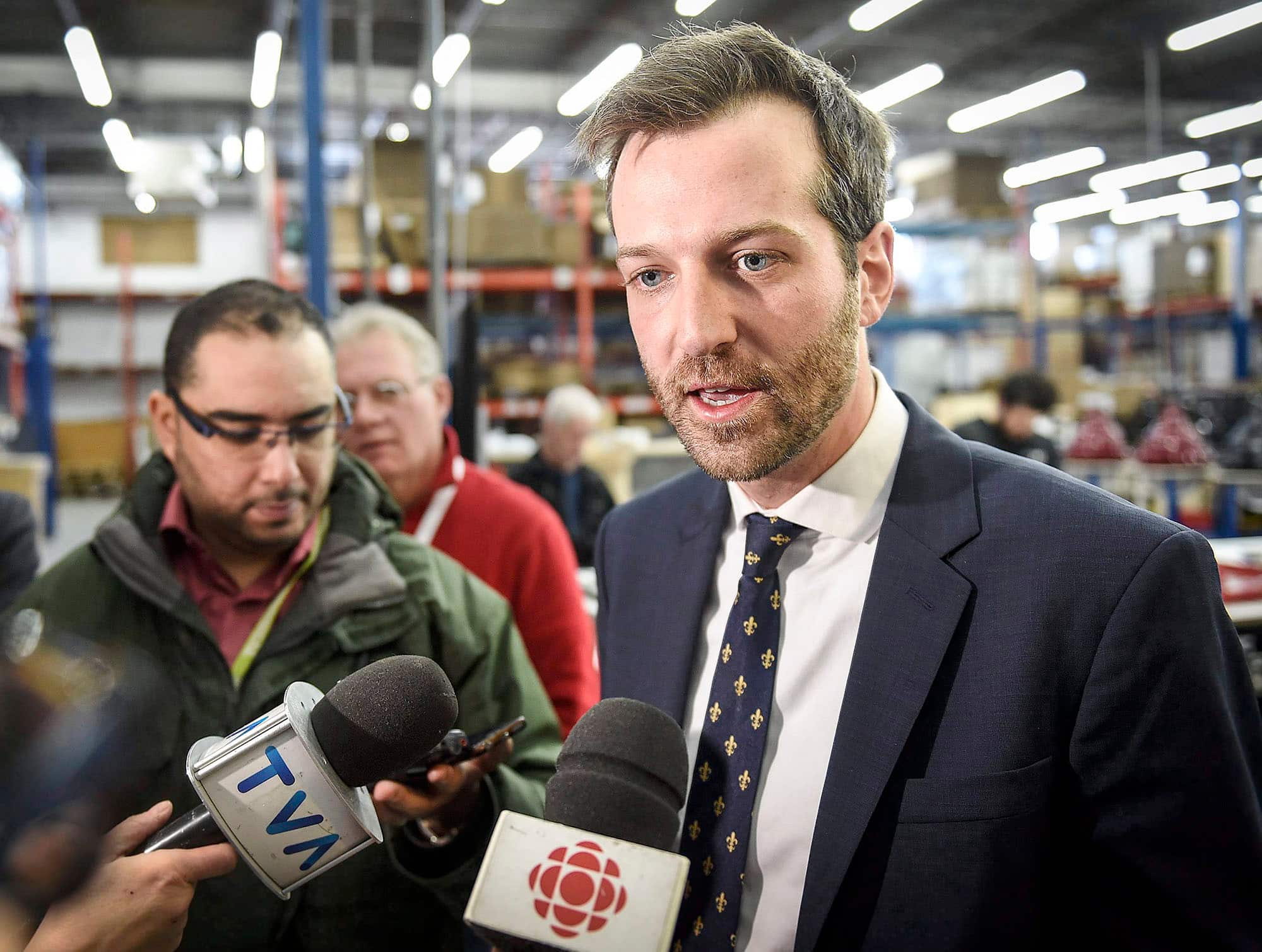 Voici 5 choses à savoir sur Joël Lightbound, le député libéral qui attaque Trudeau et son ...