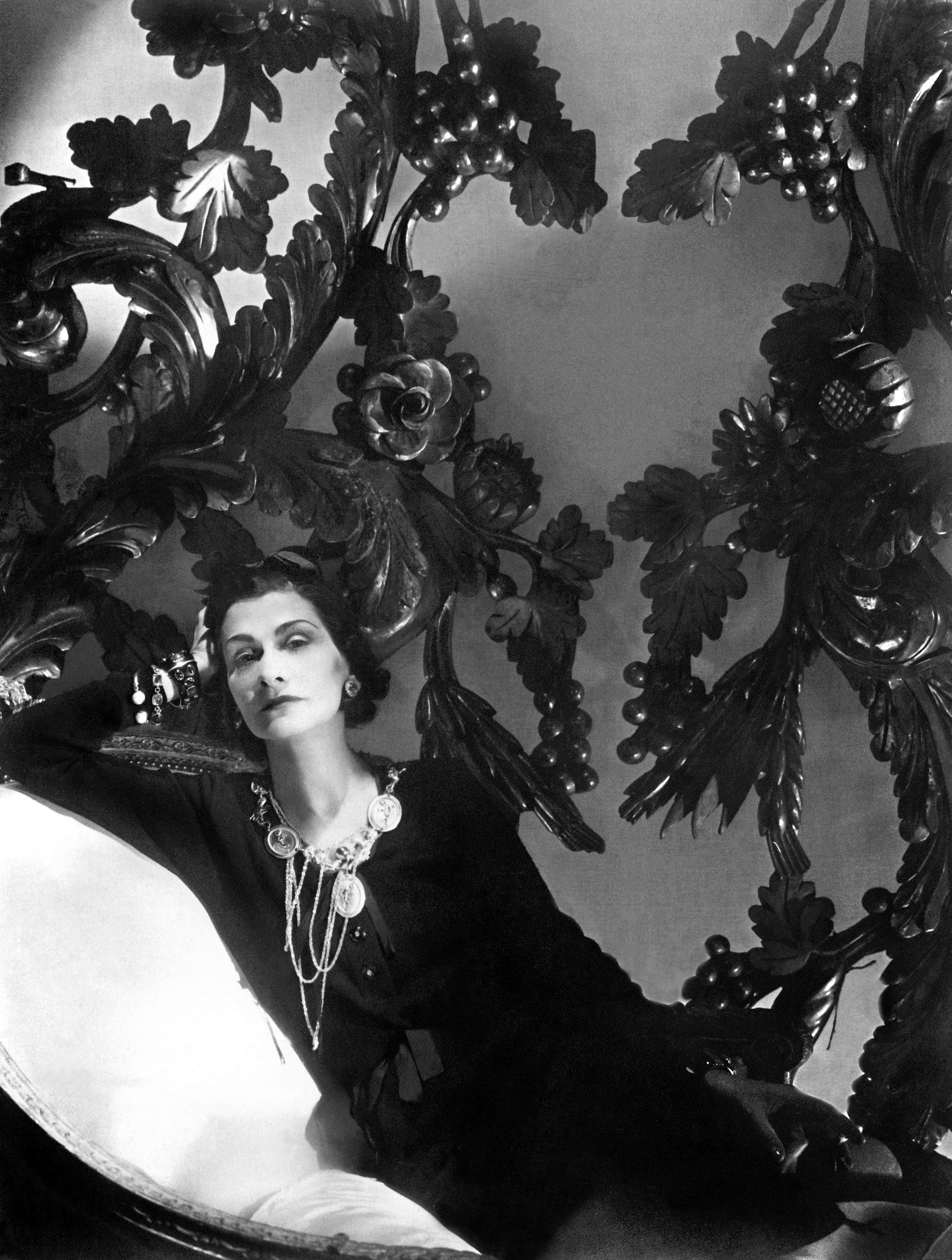 «Une femme forte et ambitieuse»: Coco Chanel, la dame de fer de la mode ...