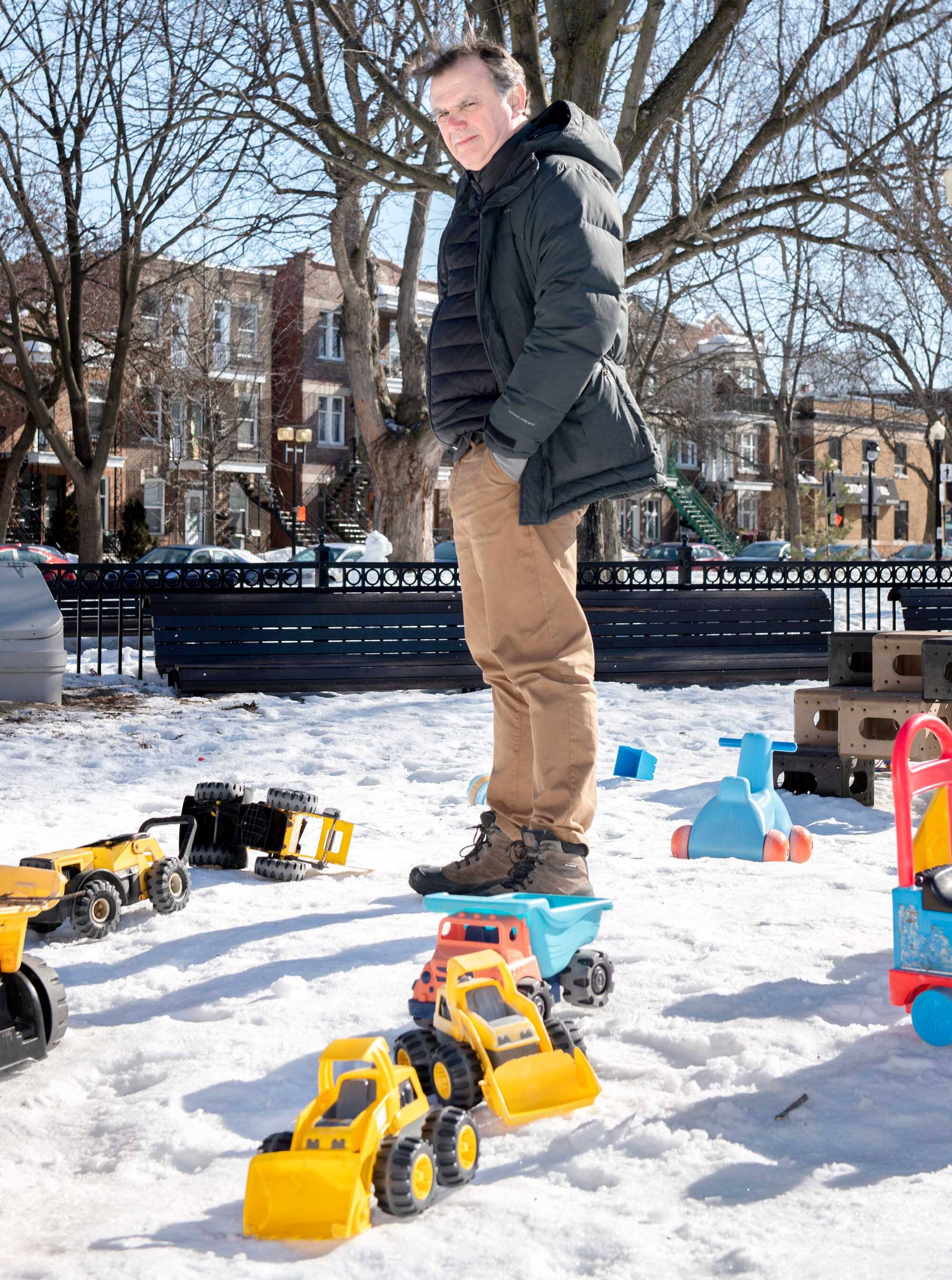 «Flots»: une terrifiante petite fille dans le nouveau roman de Patrick ...