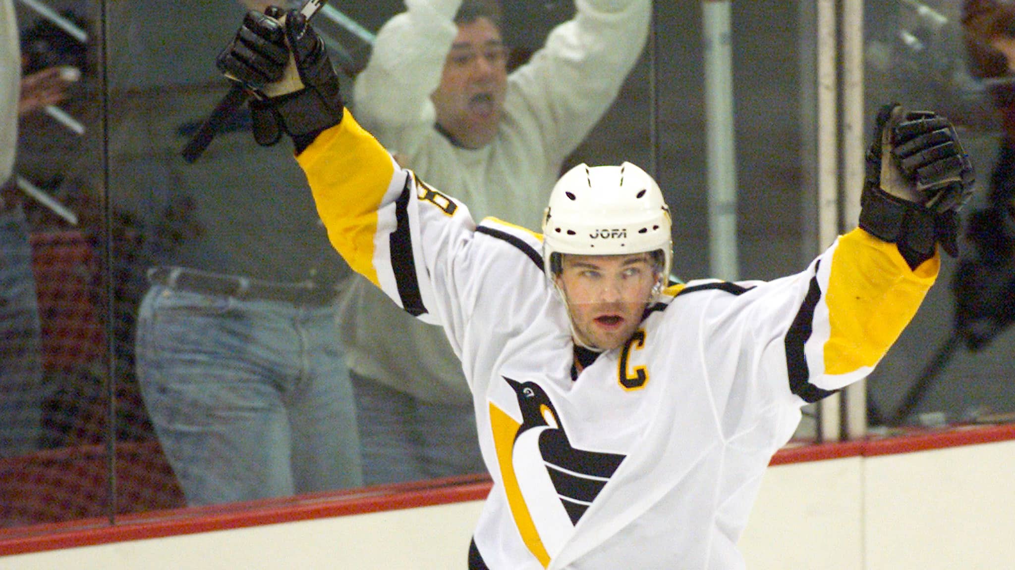 Jaromir Jagr: Legendary Hockey Career Continues as He Plays First Match ...