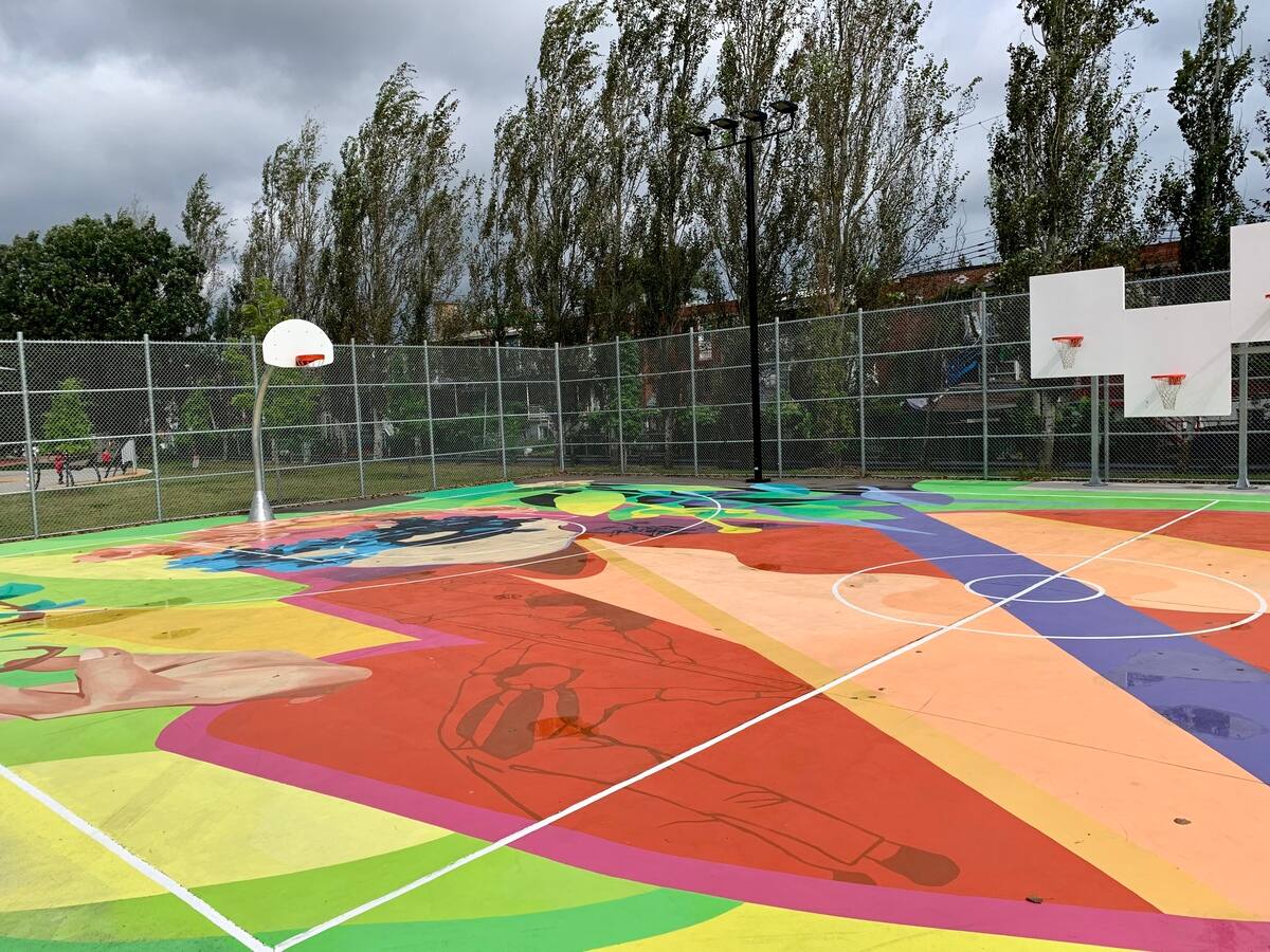 «Le plus grand» terrain de jeu inclusif accueille ses premiers enfants ...