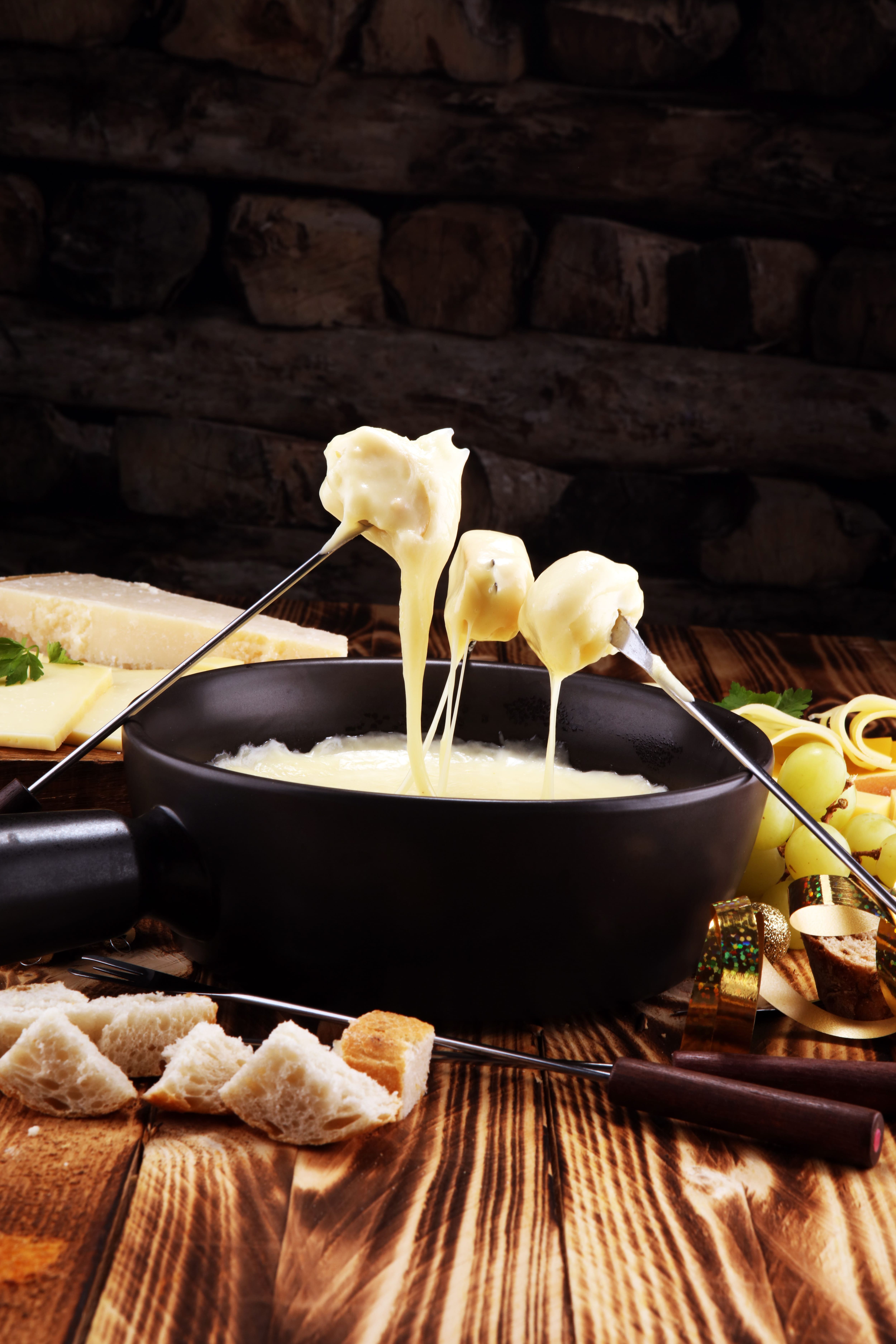 10 manières de varier sa fondue pour rehausser vos soirées! | JDQ