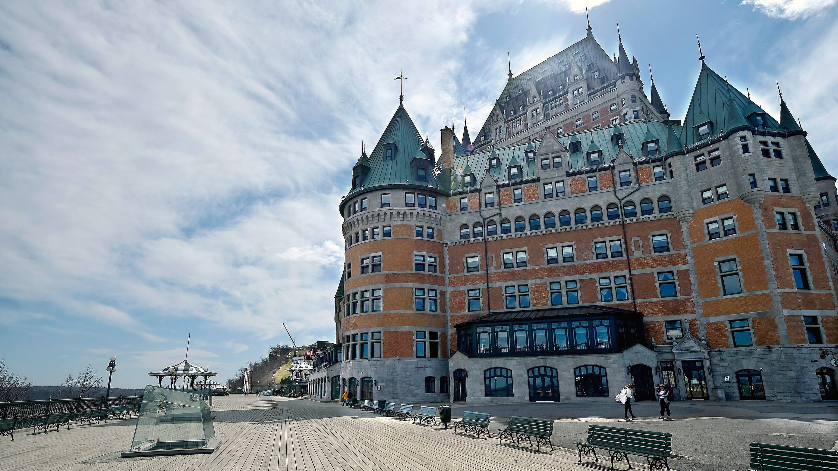 Suing Château Frontenac: Young Woman Seeks $10.8 Million in Damages for ...