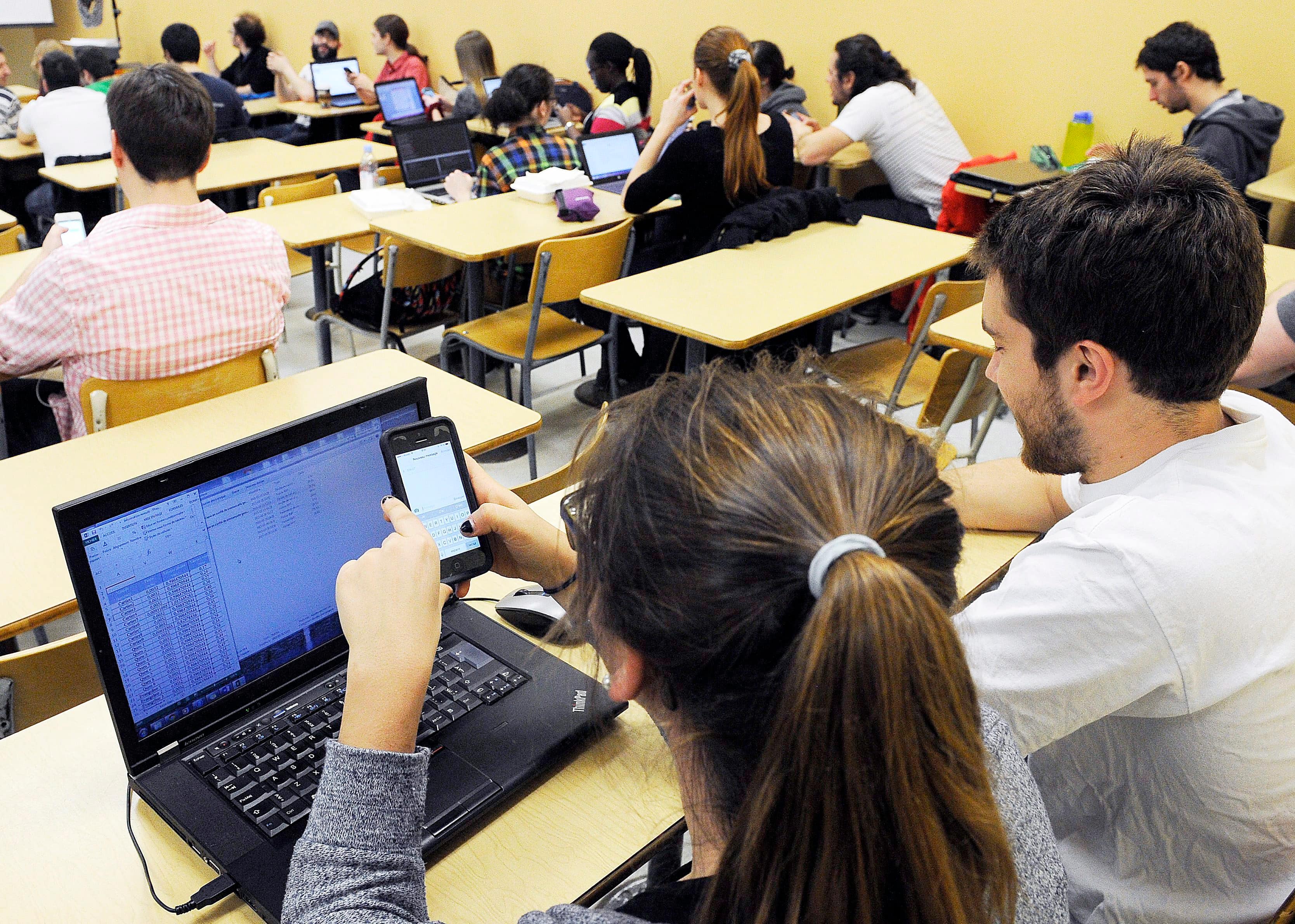 Why Ban Cell Phones in Class? The Complex Problem Facing the Legault ...