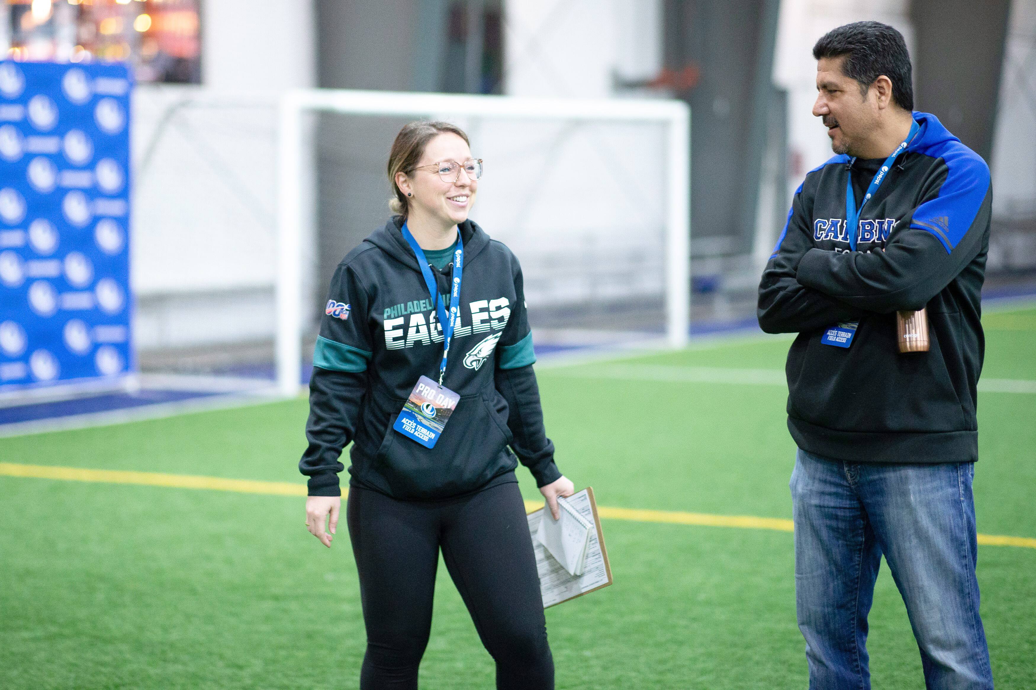 NFL: une page d’histoire pour Catherine Raîche | JDQ