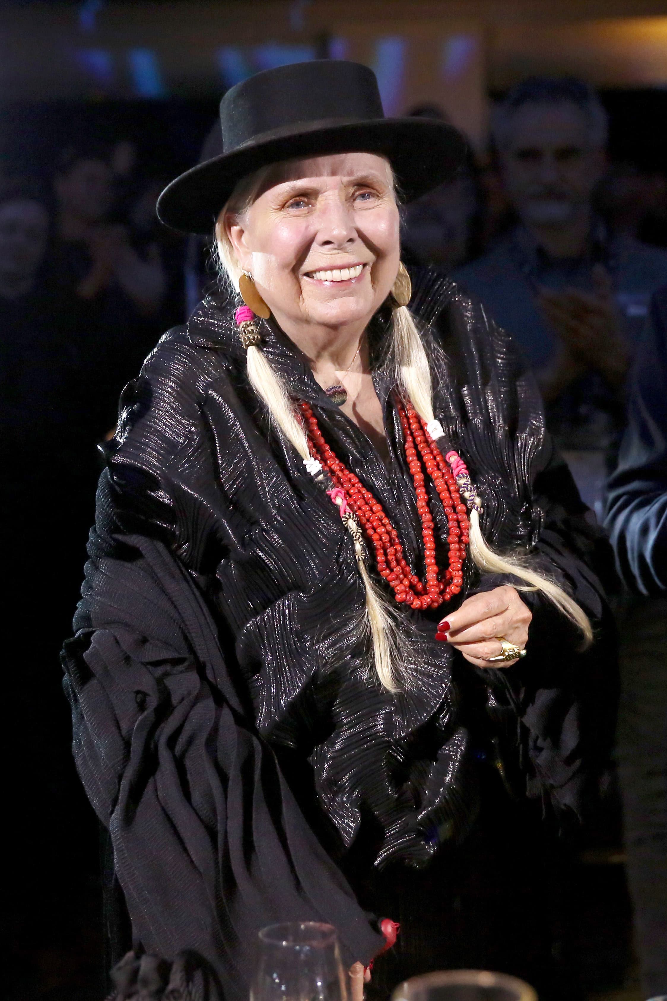 Album Blue: Le chef-d’œuvre de Joni Mitchell a 50 ans | JDQ