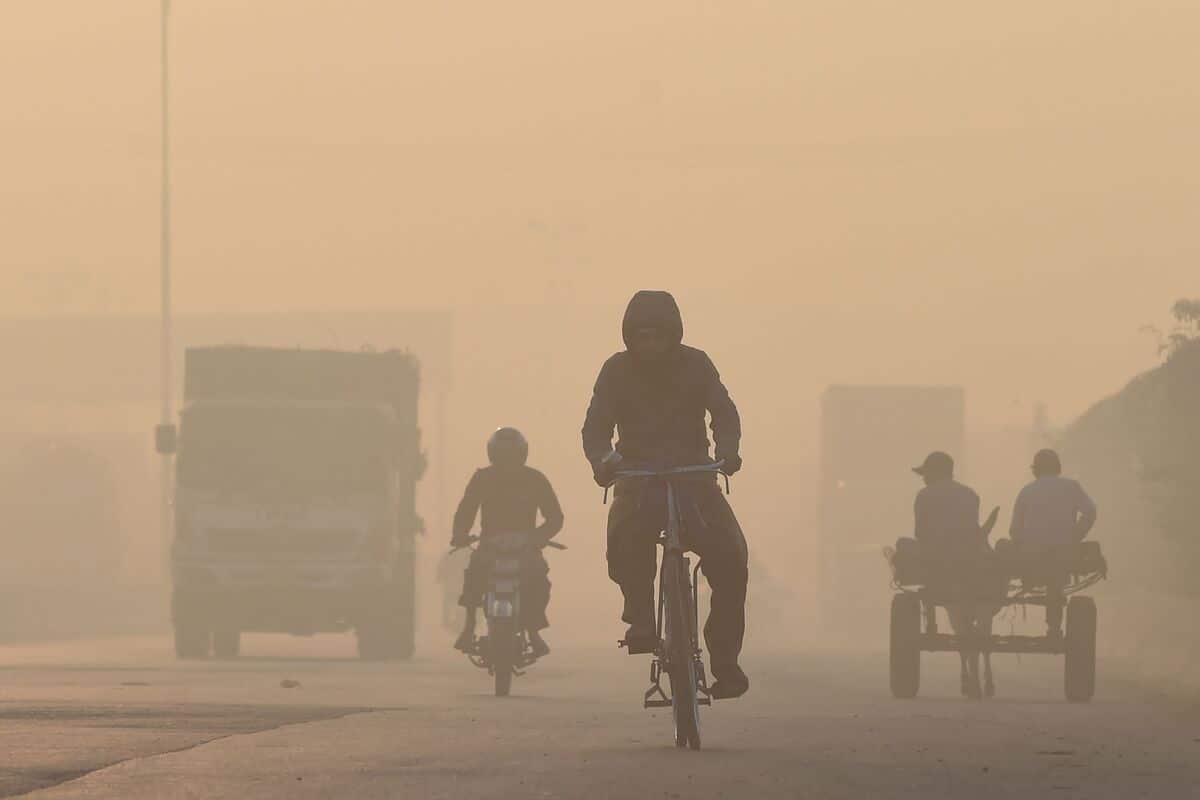 [EN PHOTOS] Trop de pollution atmosphérique: la ville de Lahore au ...