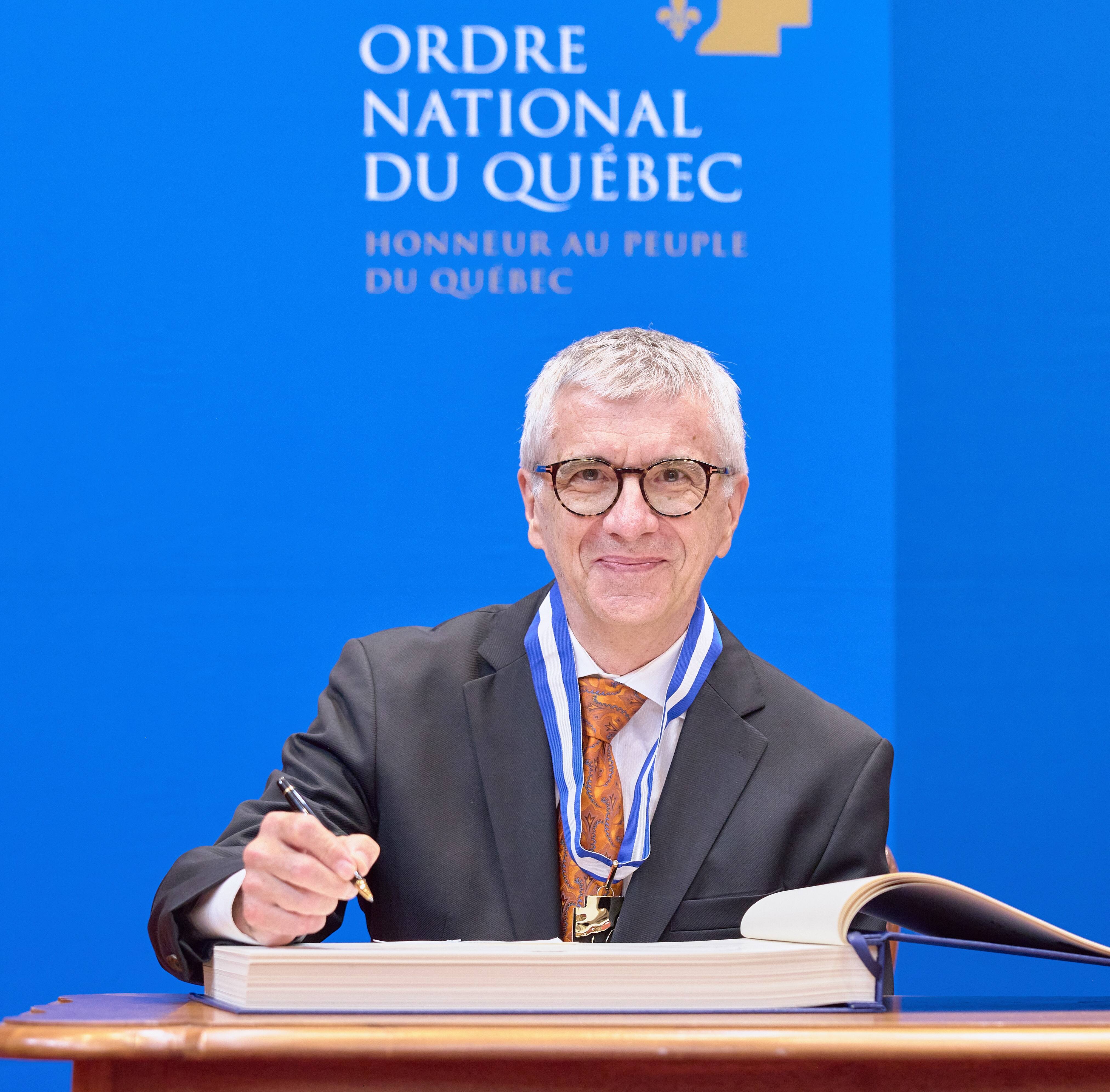 Richard Béliveau, O.Q. Symbole de la lutte contre le cancer: Une ...
