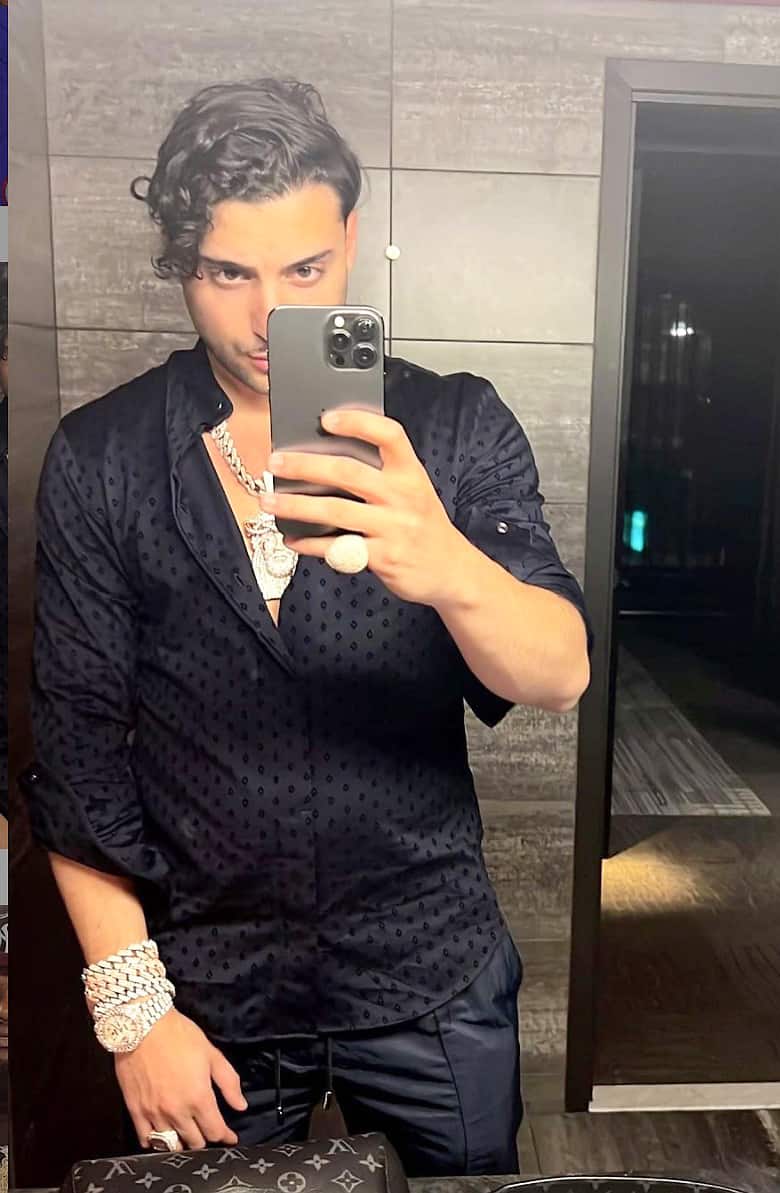 Voyage des influenceurs: découvrez qui est l'organisateur, James ...