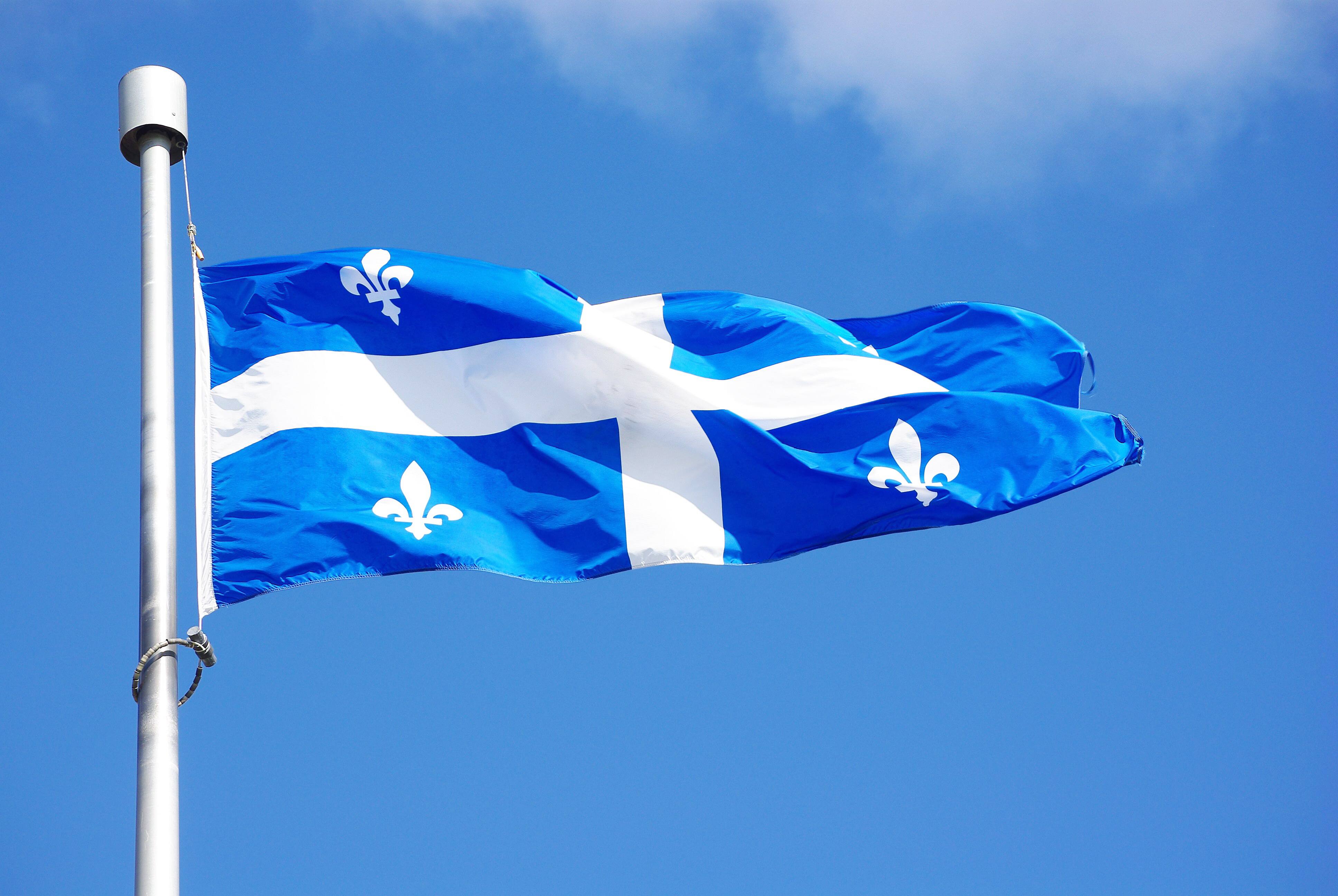 Prochaine cible des extrémistes: le drapeau du Québec | JDQ