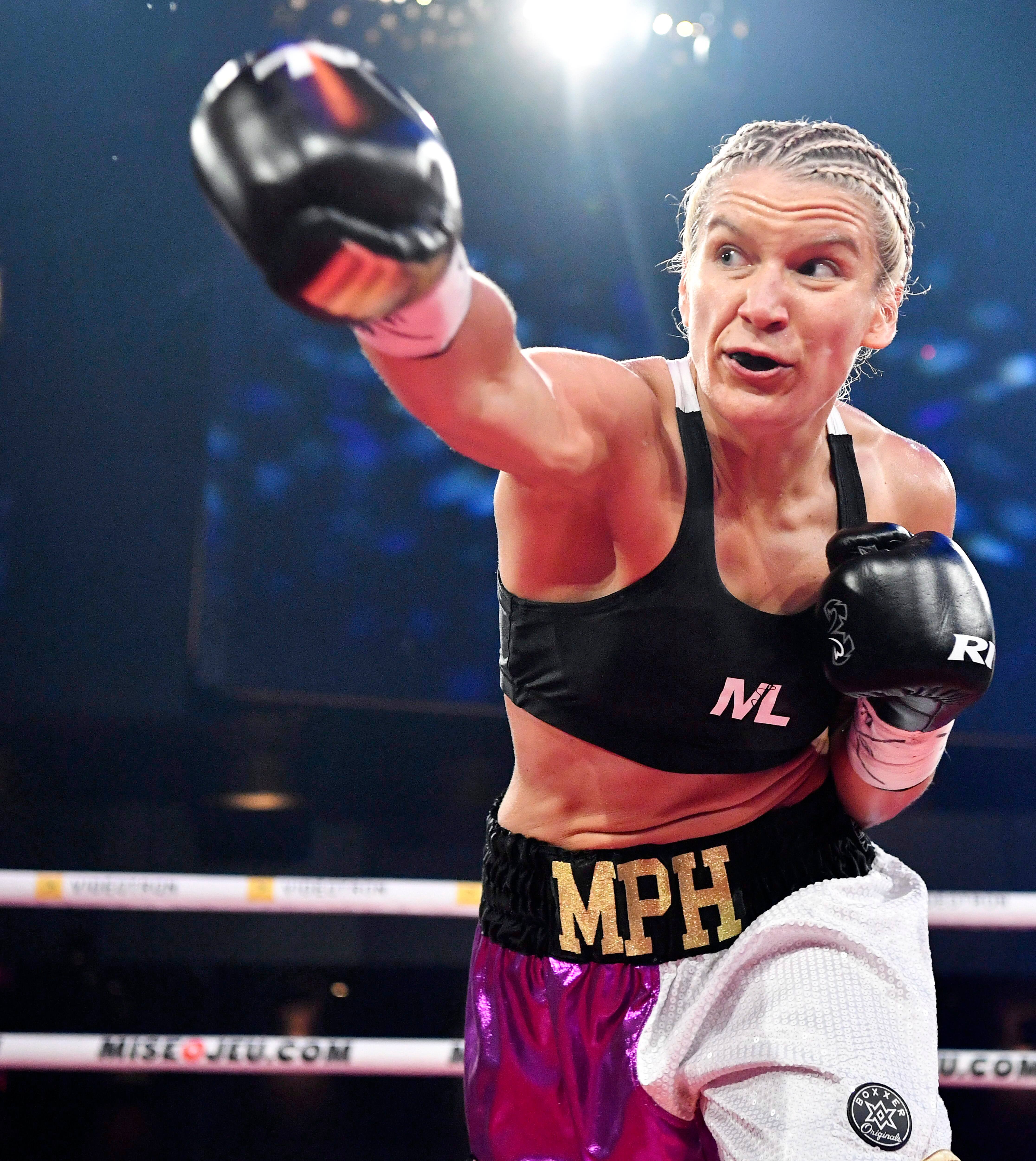 Marie-Pier Houle savoure enfin son retour sur le ring | JDM