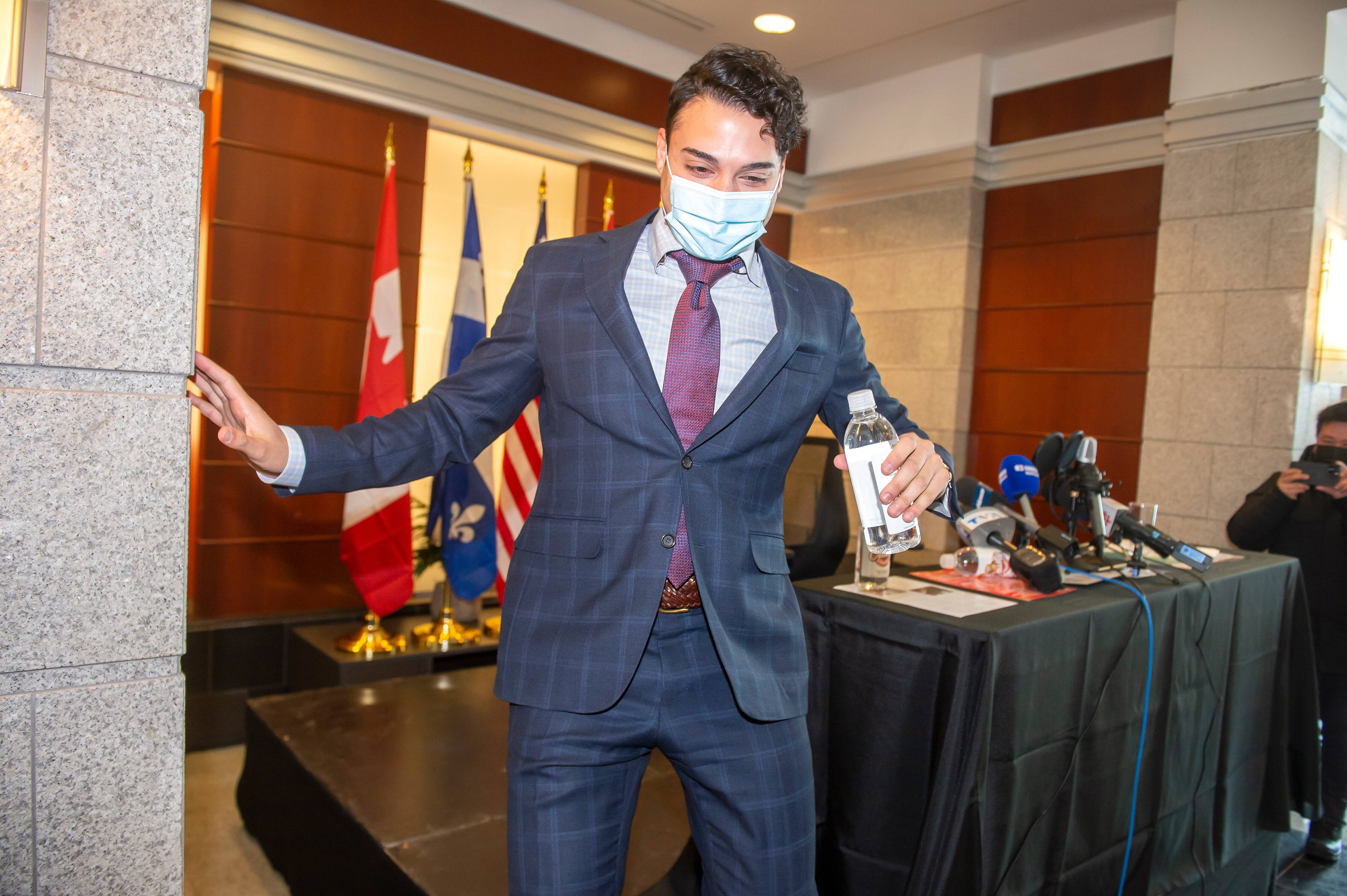 Voici 10 déclarations étonnantes de James William Awad pendant son ...