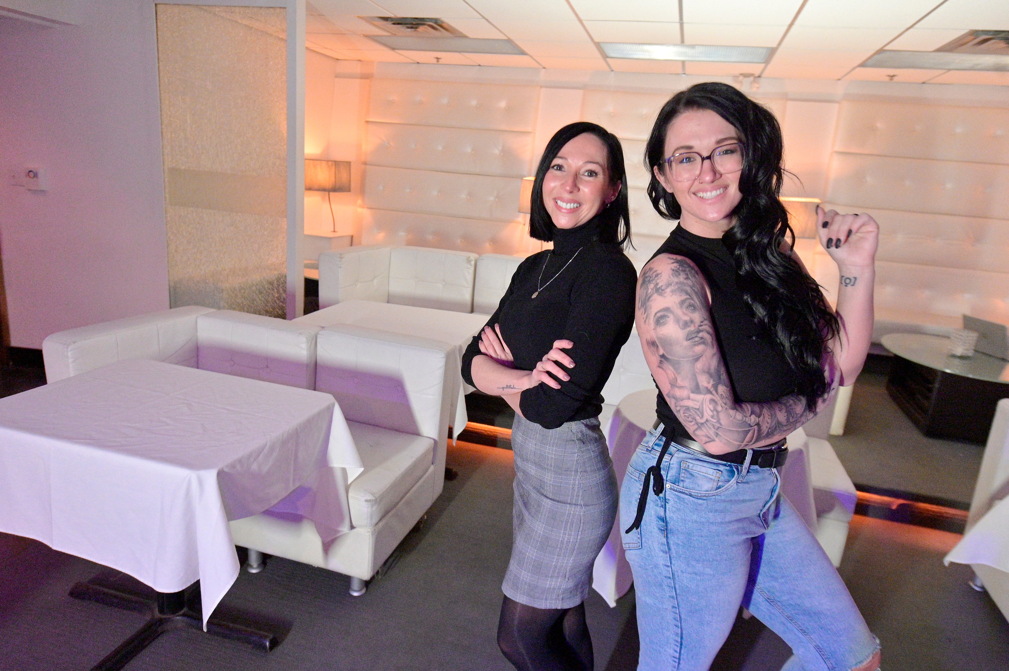 De plus en plus de couples essaient l’échangisme et les ménages à trois ...