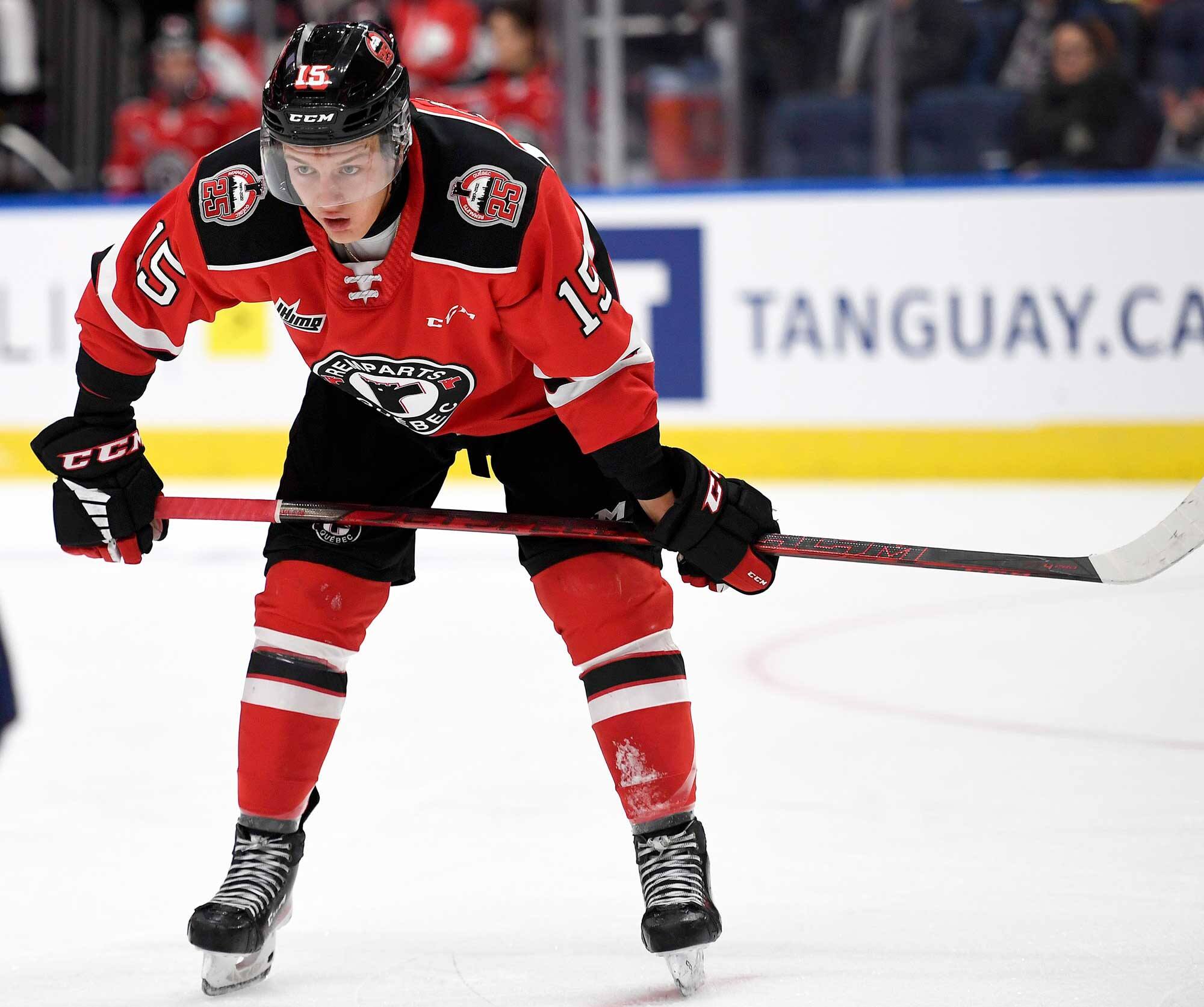 Zachary Bolduc épié par les Blues à Québec - TVA Sports