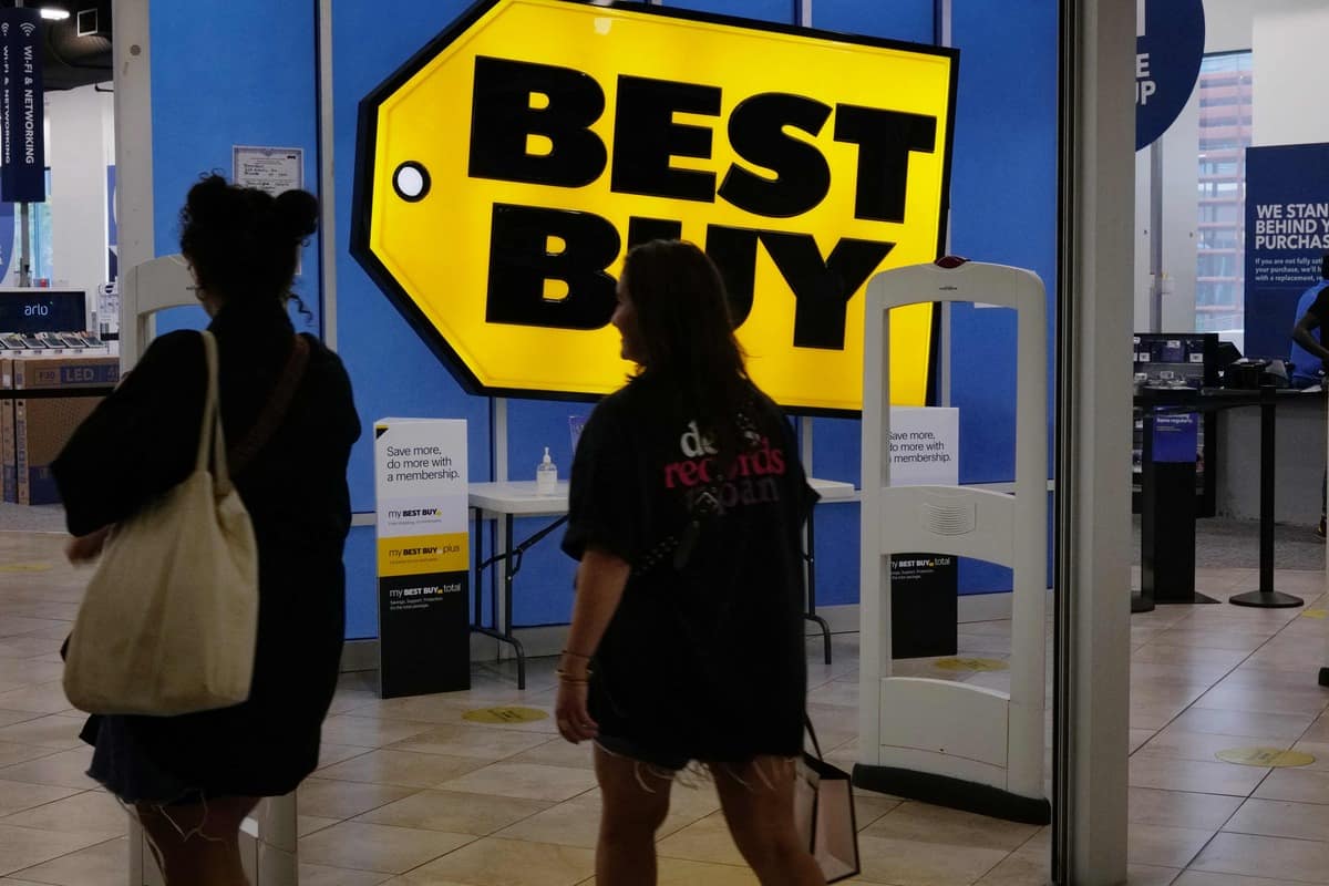 Best Buy to Stop Selling DVDs and Blu-rays in US Stores - A Change in ...