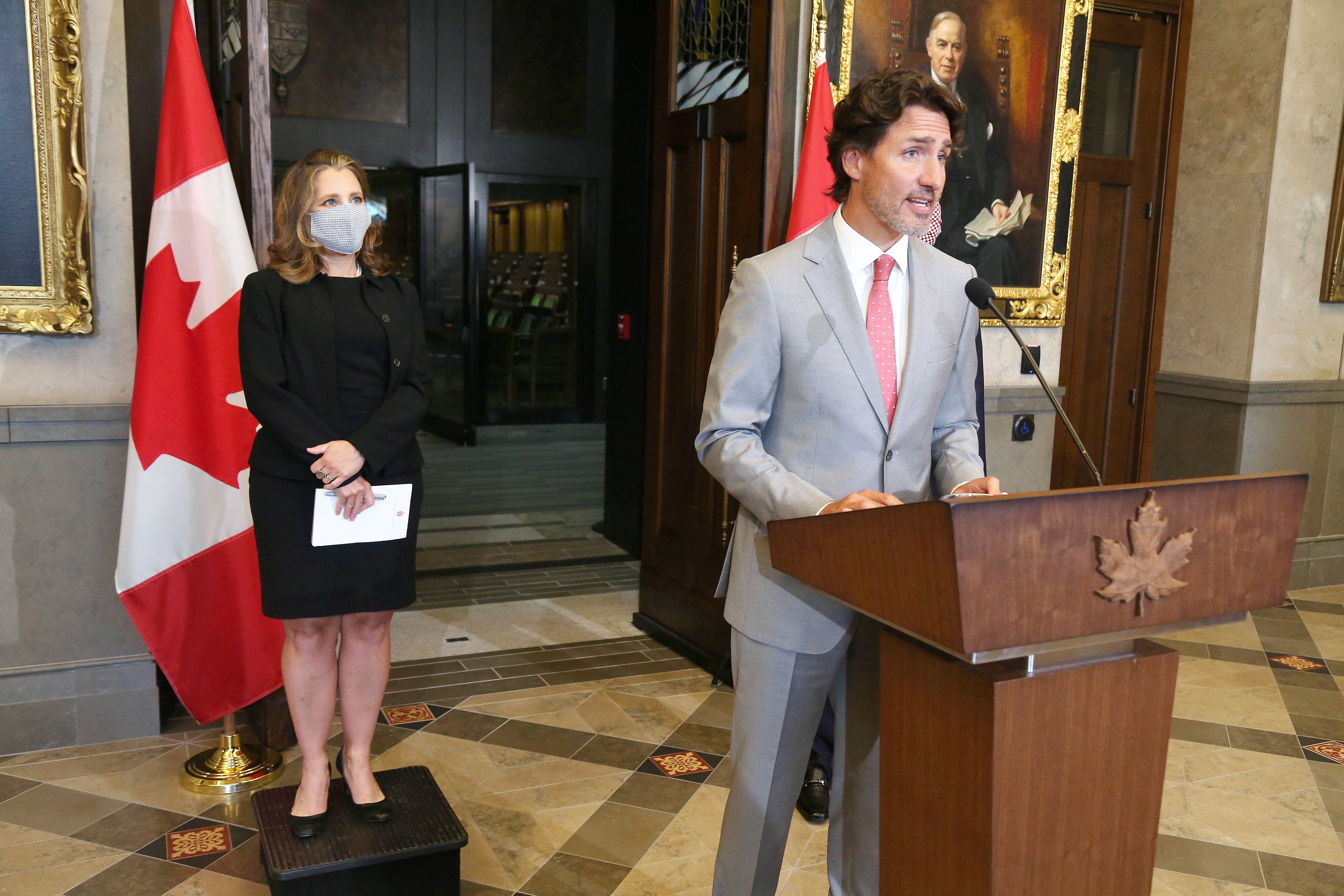 Trudeau et Freeland mettent la pédale douce sur les dépenses | JDM