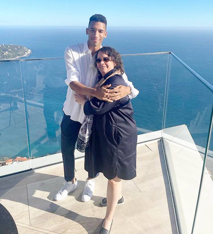 Roland-Garros: sur la route depuis quatre mois avec son fils Félix | JDM