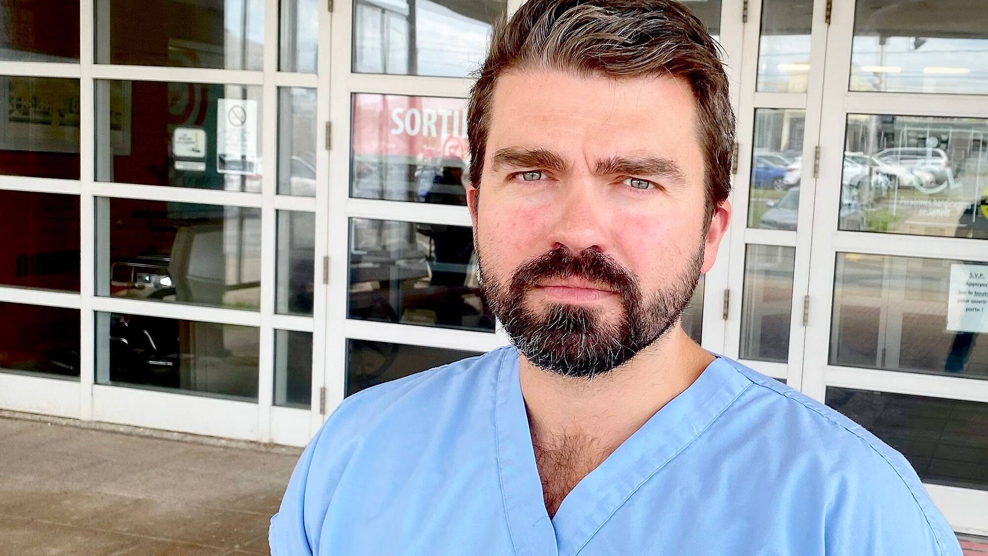 Chaos dans les aéroports: un vol annulé les prive de soins | JDQ